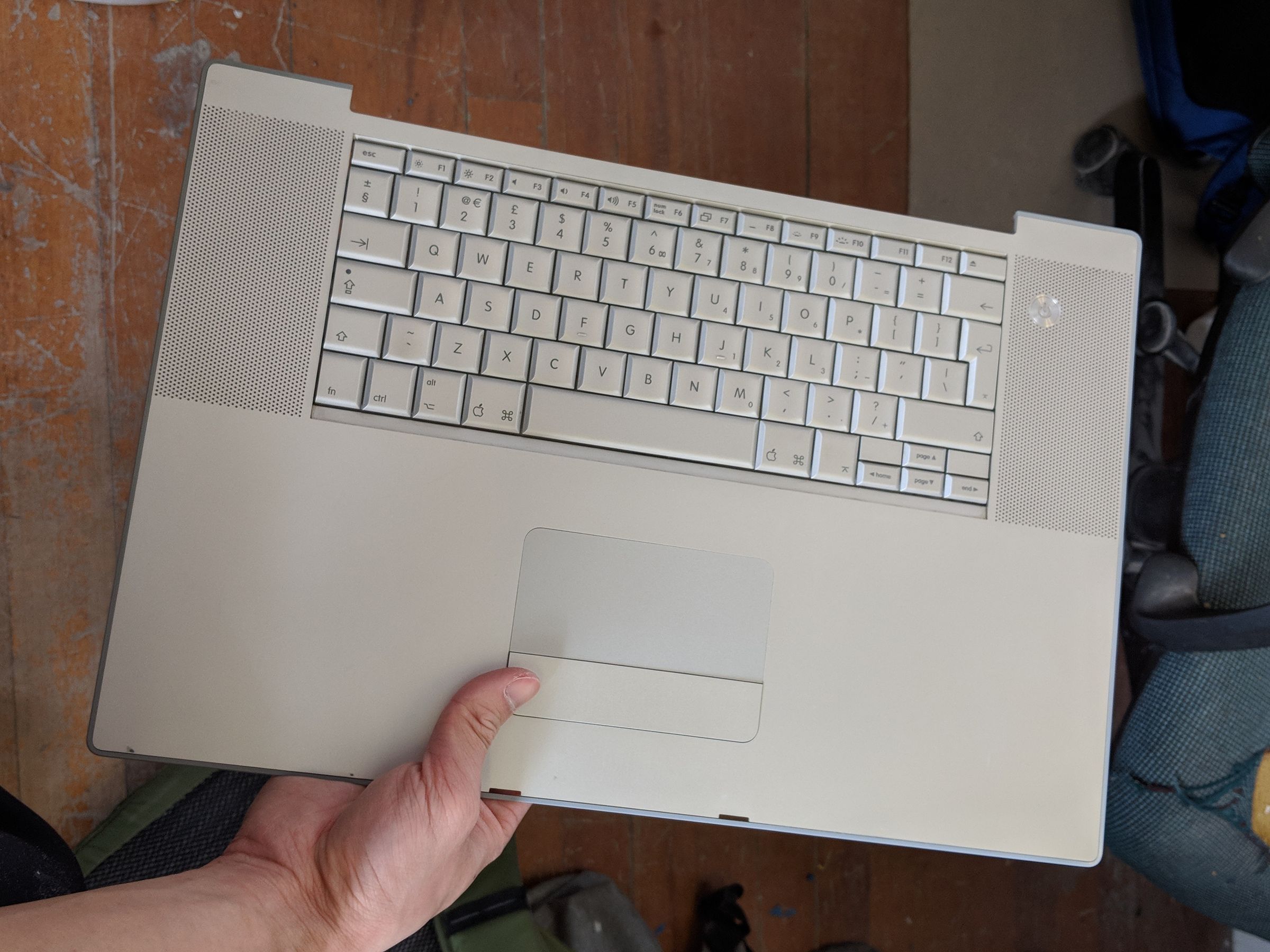 Smartphone Powered Laptop : 11 Steps (with Pictures) - Instructables