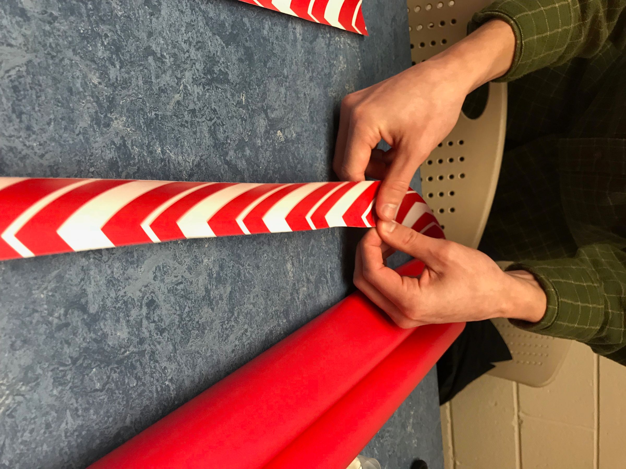 DIY Wrapping Paper Kite : 12 Steps - Instructables