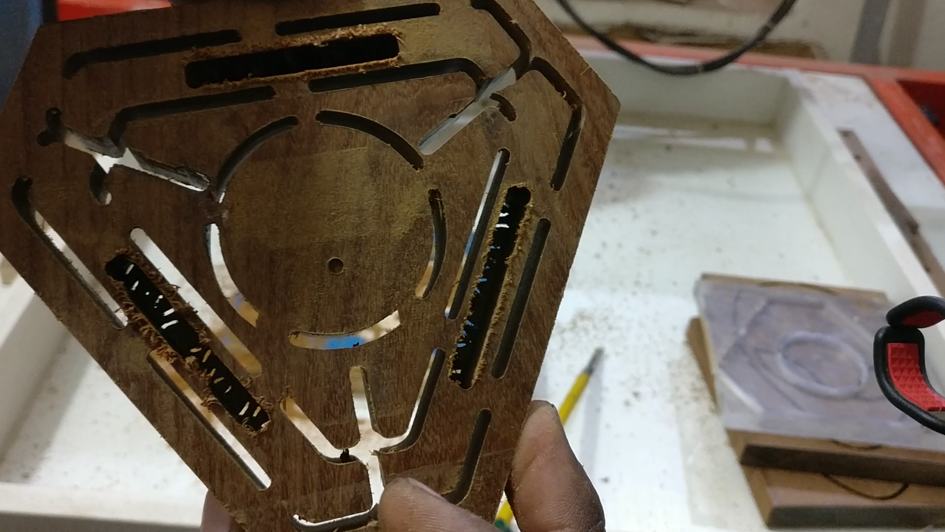 RGB Alienware Headphone Stand : 13 Steps (with Pictures) - Instructables