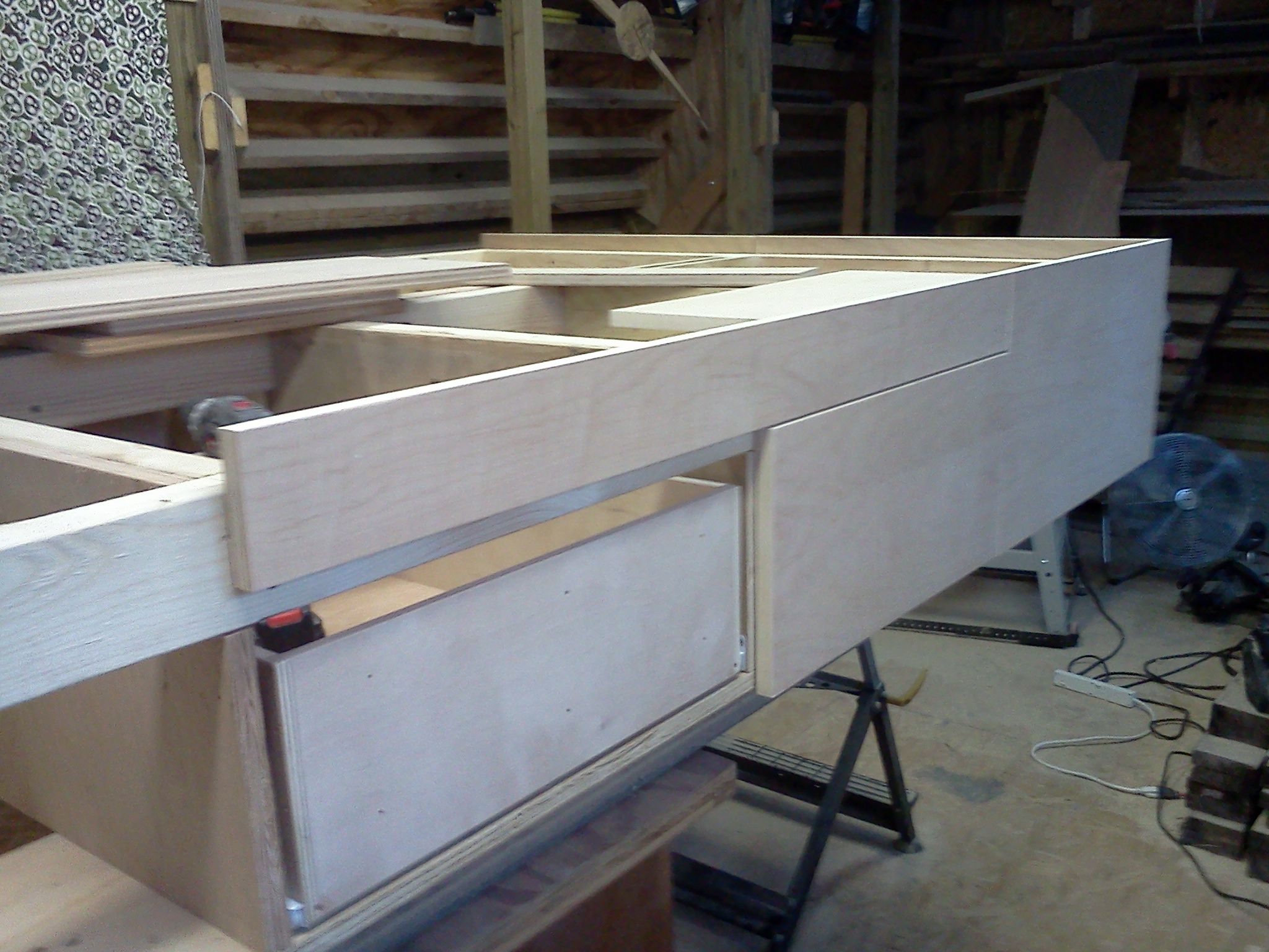 Platform Bed With Drawers : 8 Steps (with Pictures) - Instructables
