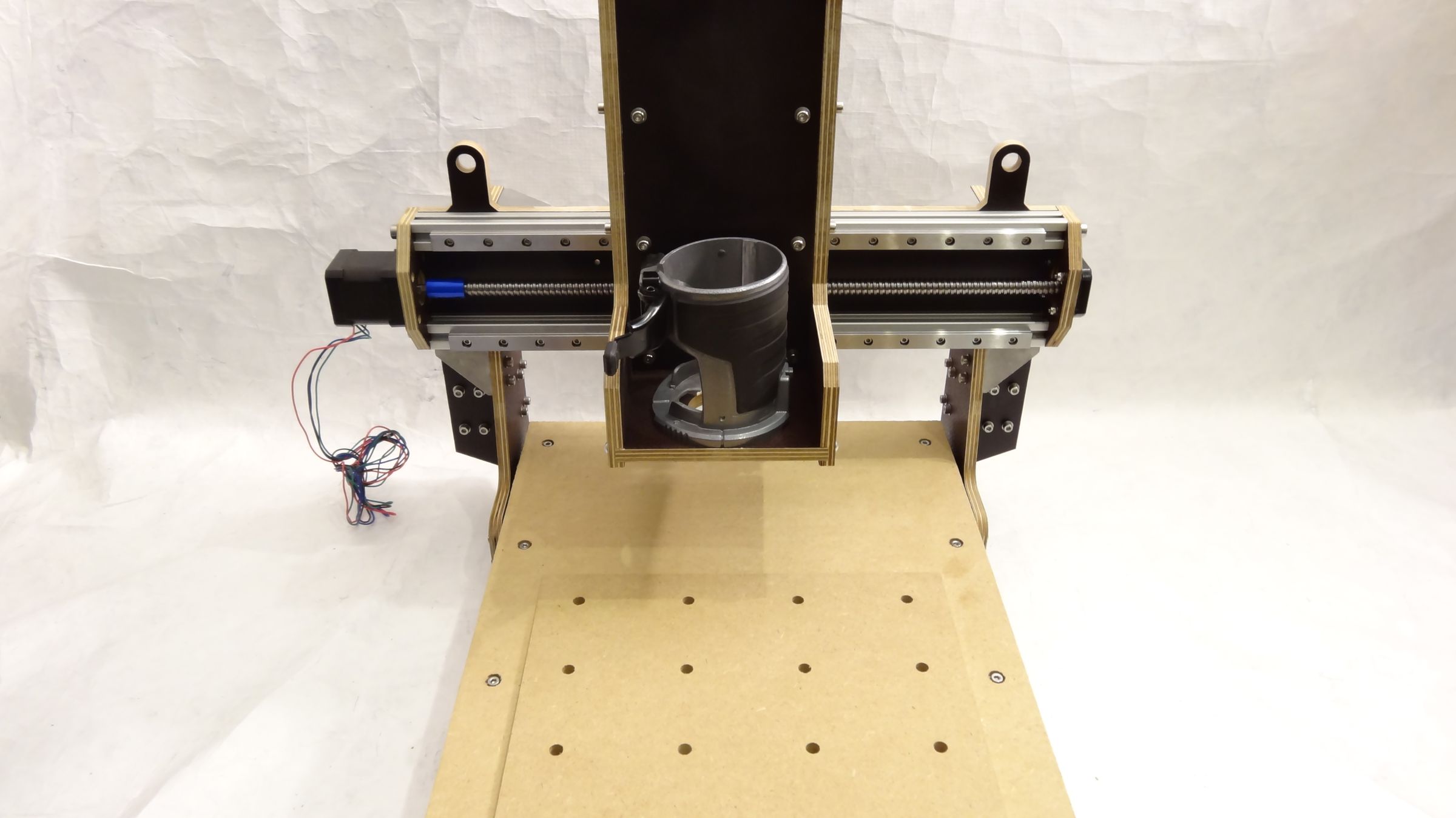 LOW COST DIY 500€ CNC MILL : 23 Steps (with Pictures) - Instructables