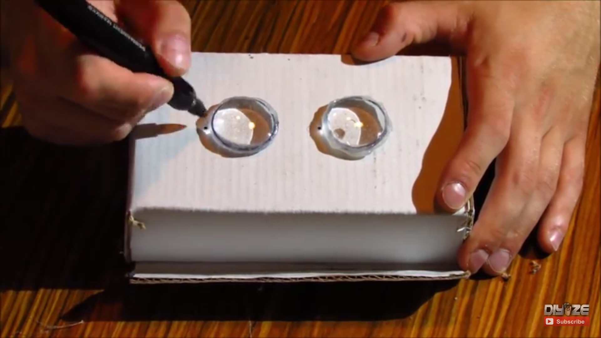 HOMEMADE VR HEADSET USING HOUSEHOLD ITEMS : 5 Steps (with Pictures ...