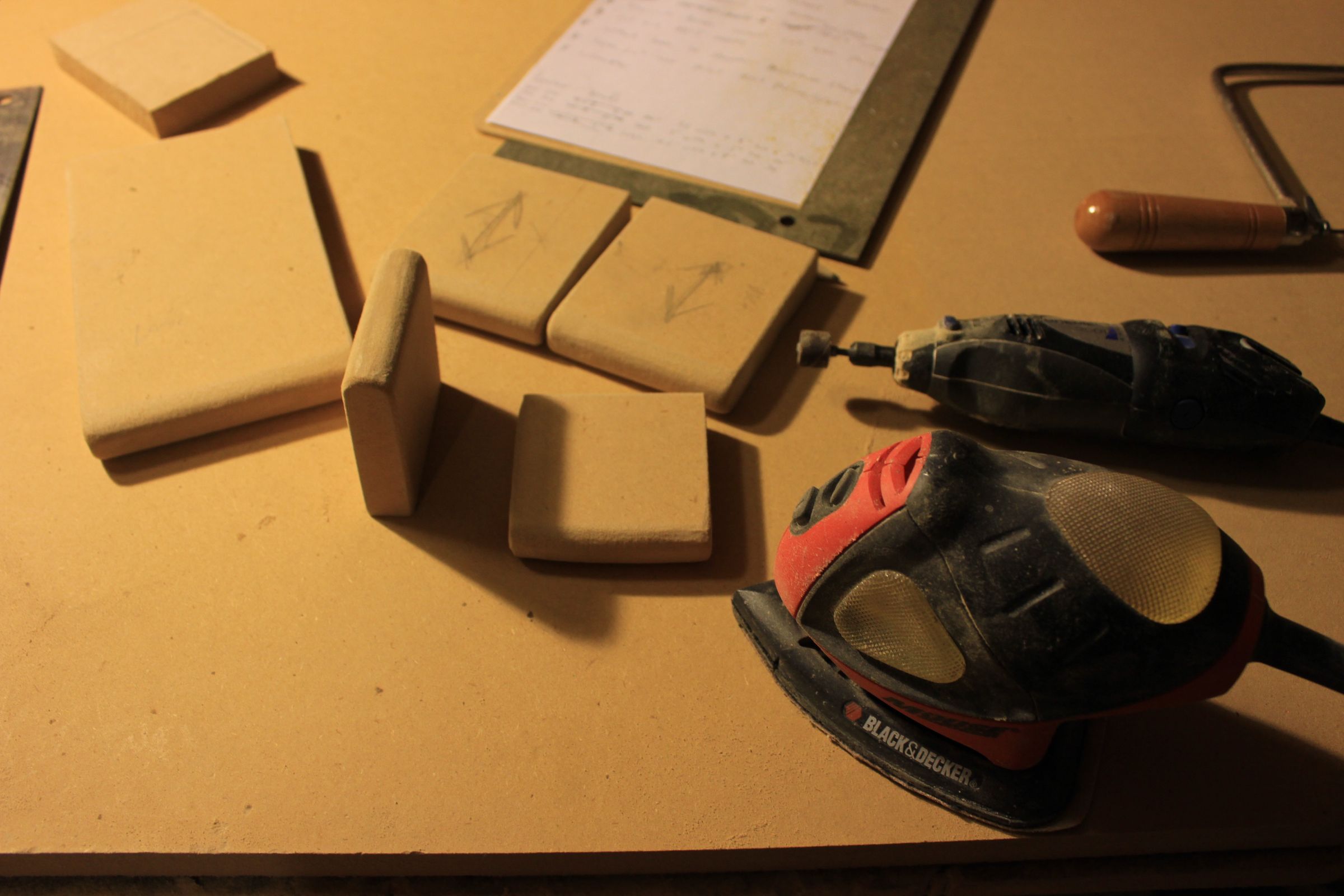 Leather Pouch Tutorial & Intro to Basic Leather Working : 11 Steps ...
