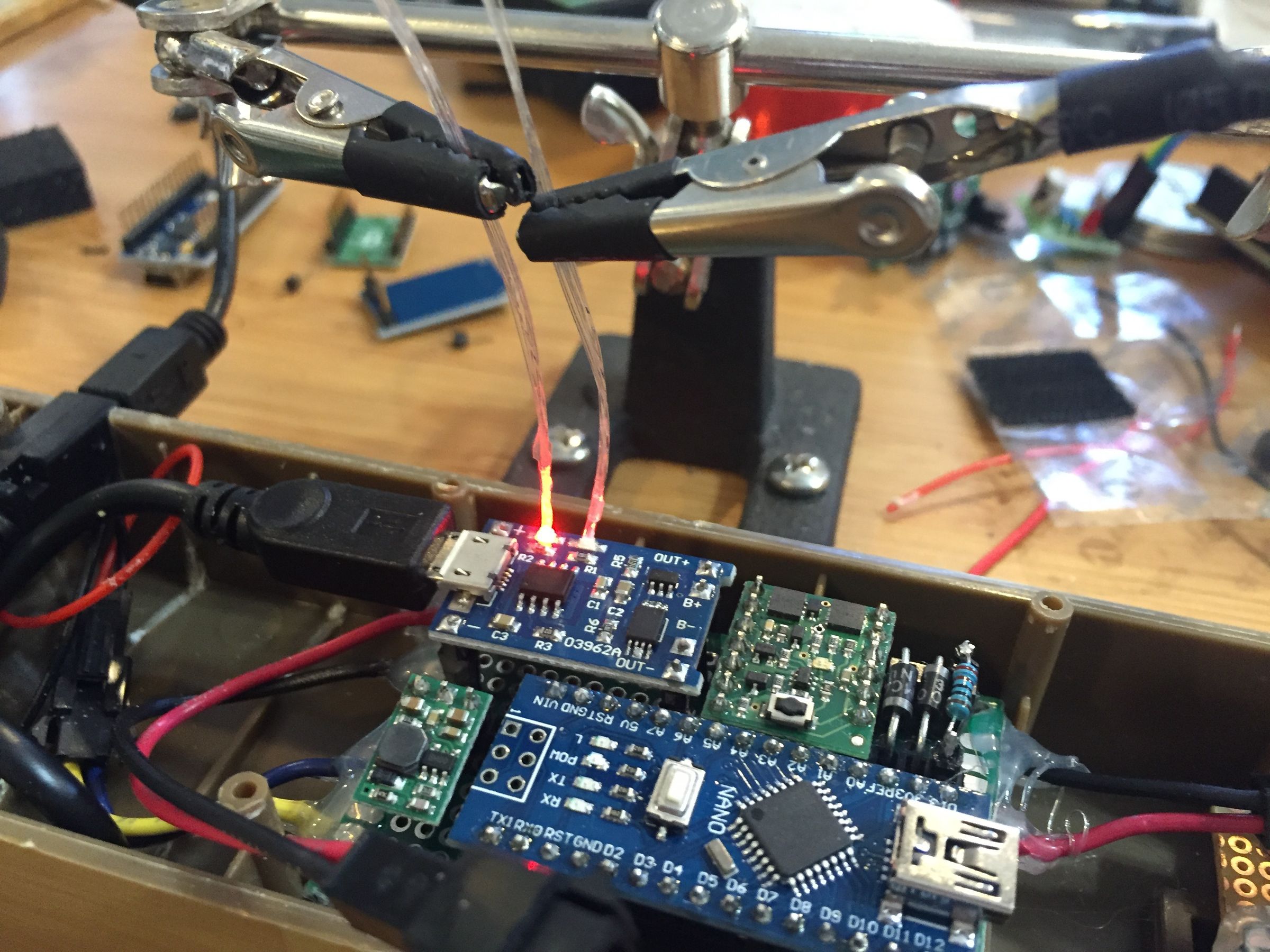 Small Footprint Arduino Nano With USB Charging Circuit (Li Ion or LIPO ...