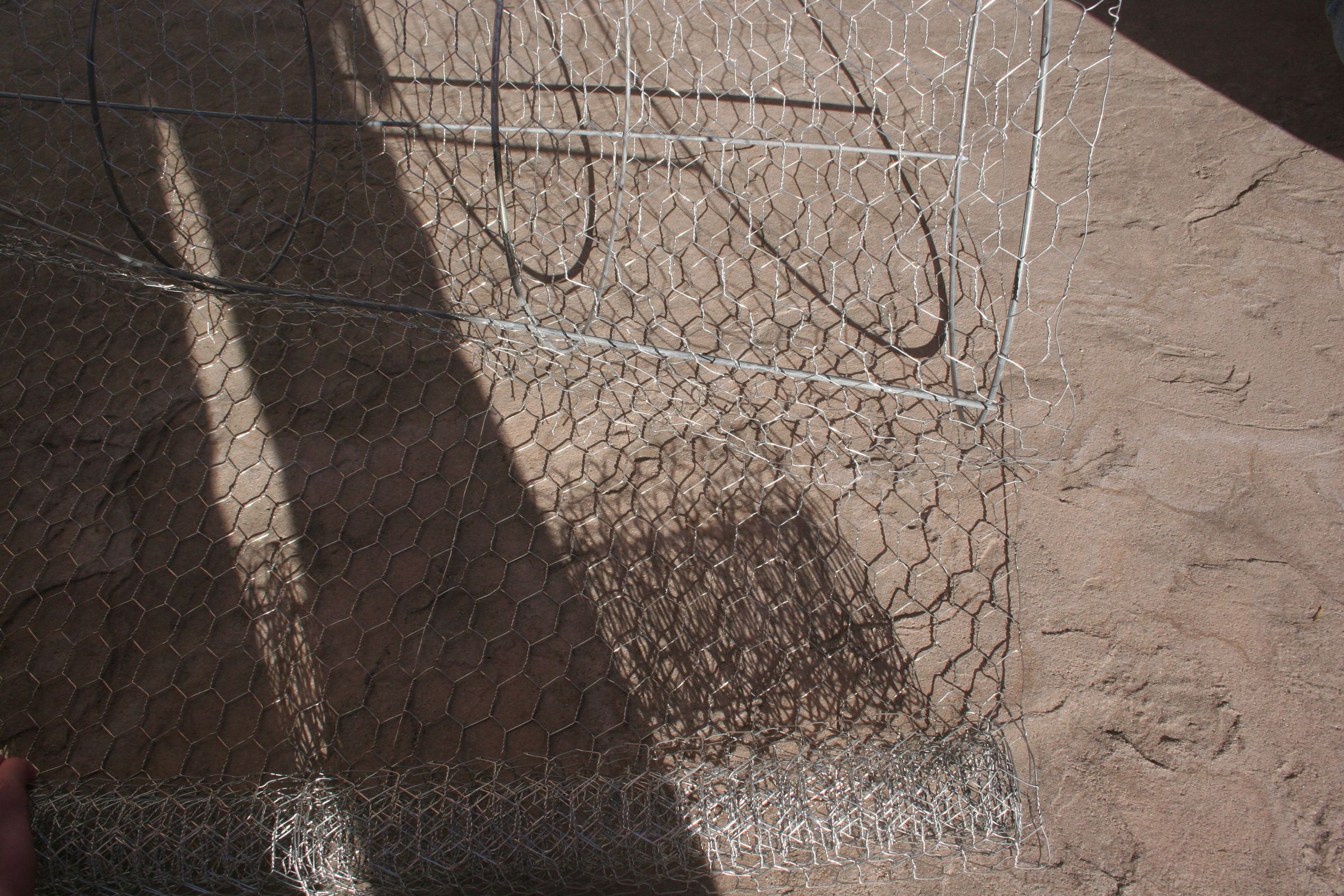 Chicken Wire Christmas Tree : 3 Steps (with Pictures) - Instructables