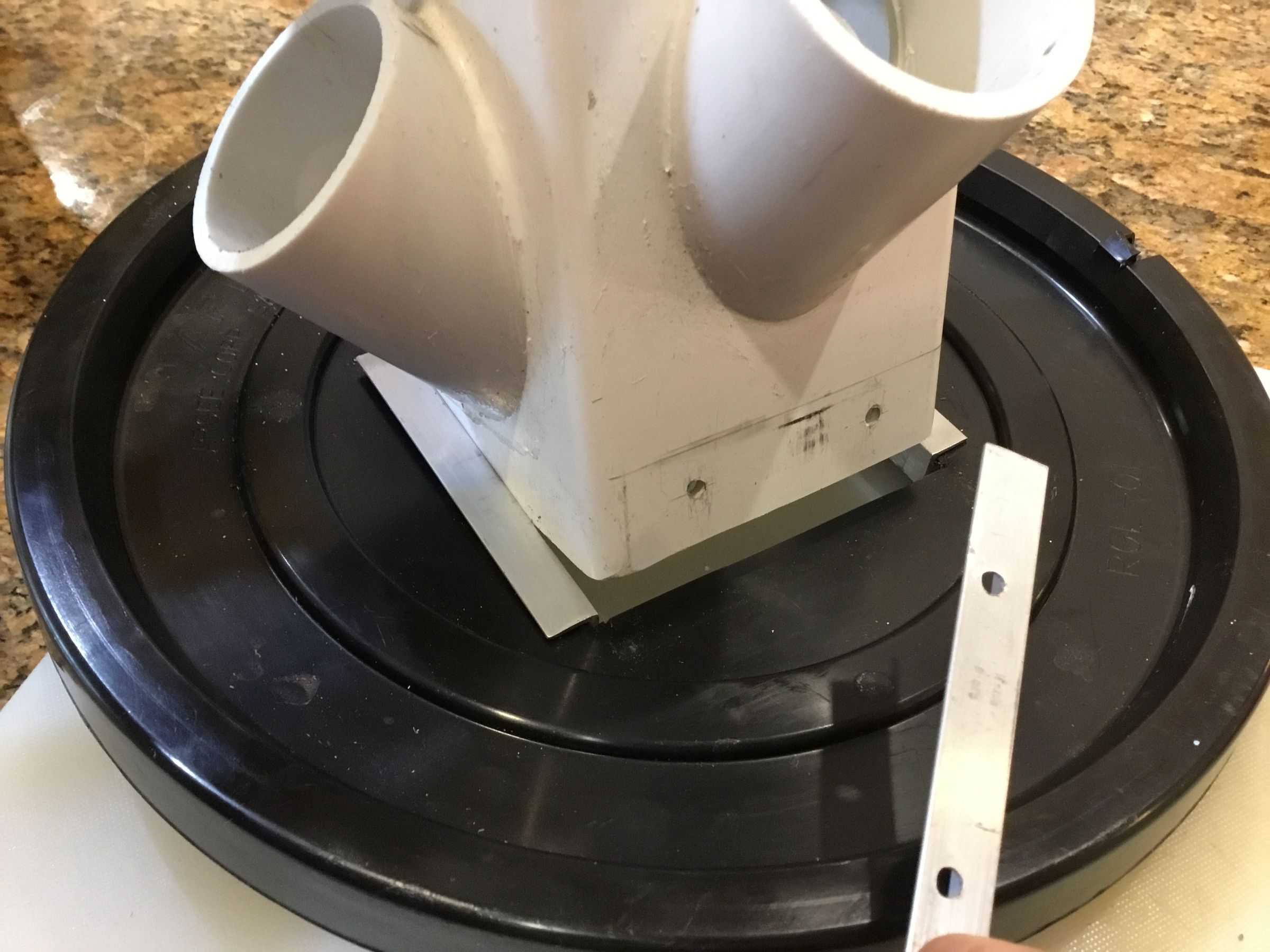 Mini Tower Garden : 3 Steps - Instructables