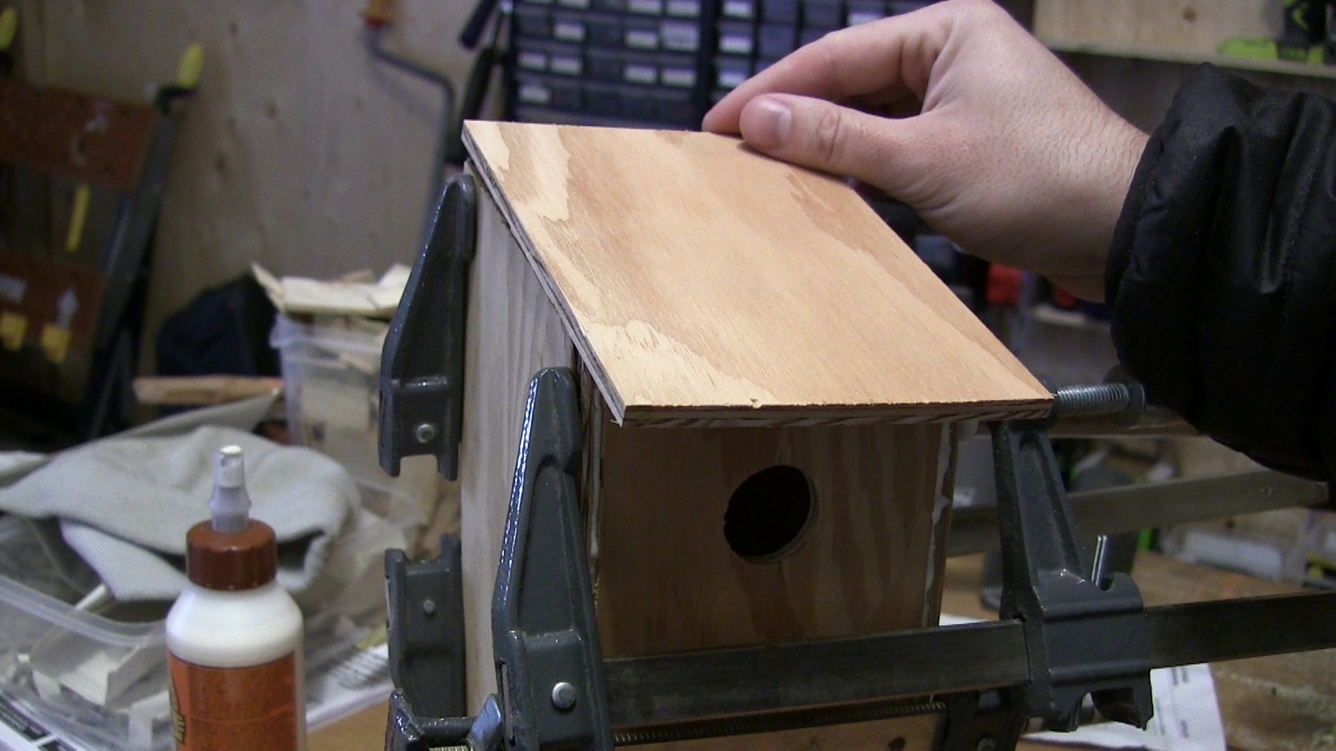 Simple Birdhouse for Chickadee : 8 Steps (with Pictures) - Instructables