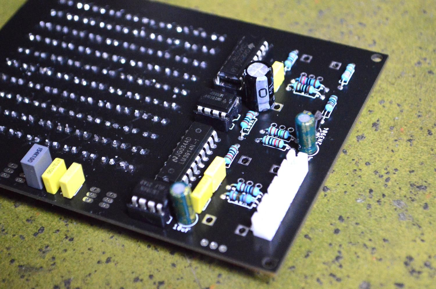 100 LED Oscilloscope : 12 Steps (with Pictures) - Instructables