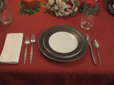 How to Set a Formal Dinner Table : 6 Steps (with Pictures) - Instructables