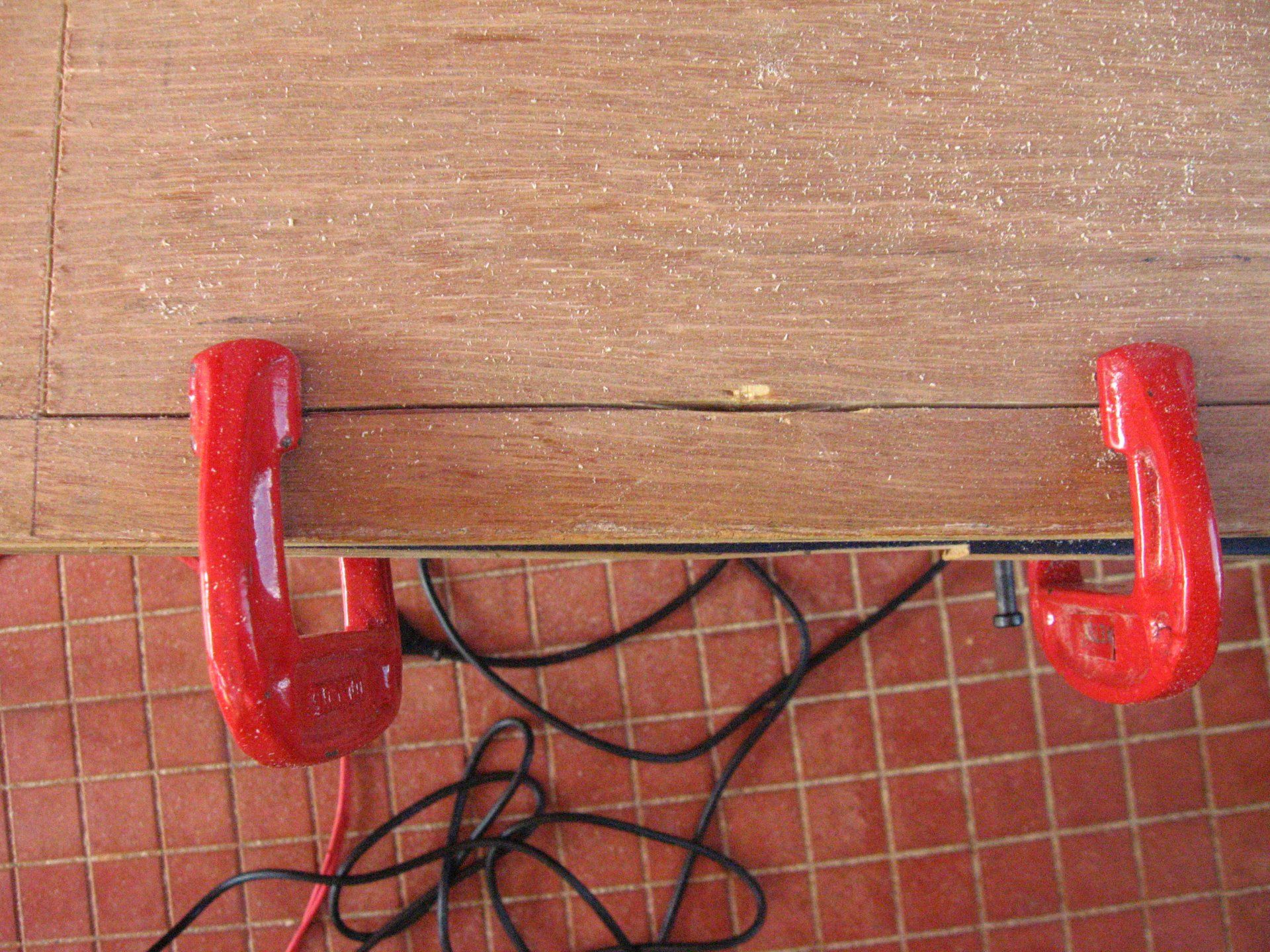 How to Make a Small Weaving Loom at Home : 8 Steps (with Pictures ...