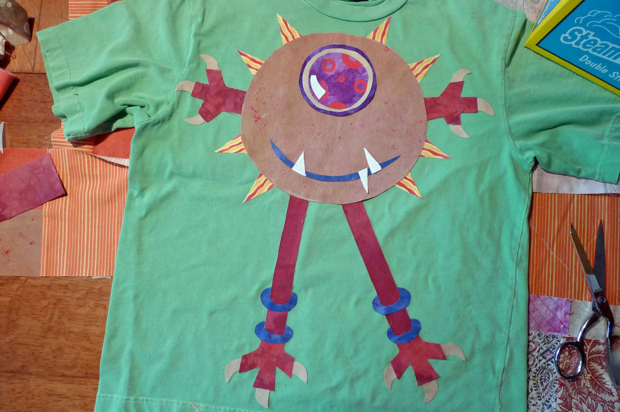 Appliqué on T-Shirts and More : 12 Steps (with Pictures) - Instructables