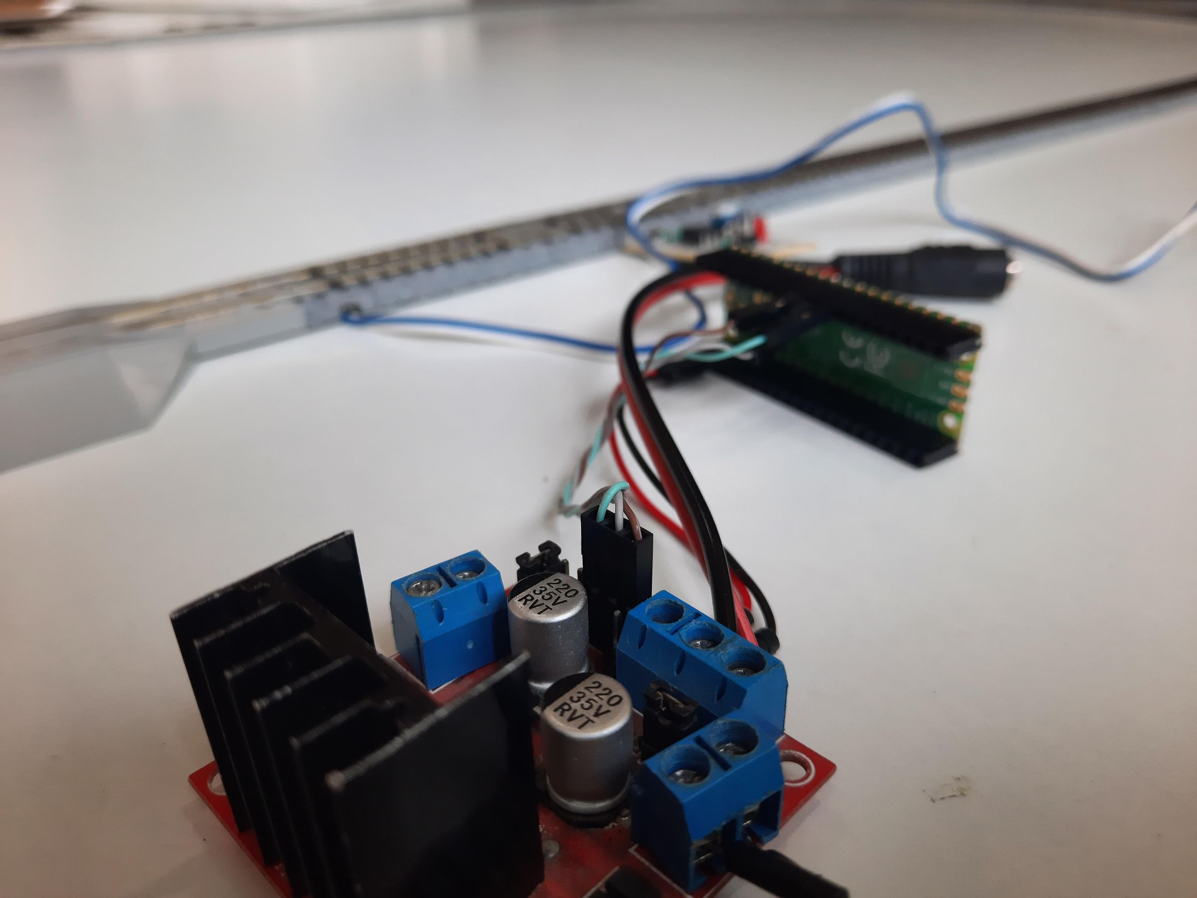 Raspberry Pi Pico Controlled Simple Automated Model Railroad | Model Railroad Automation : 12 ...