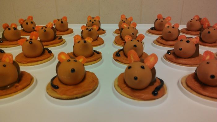 Chocolate Mice, a Surefire Win for Your Sweetheart. : 6 Steps (with ...