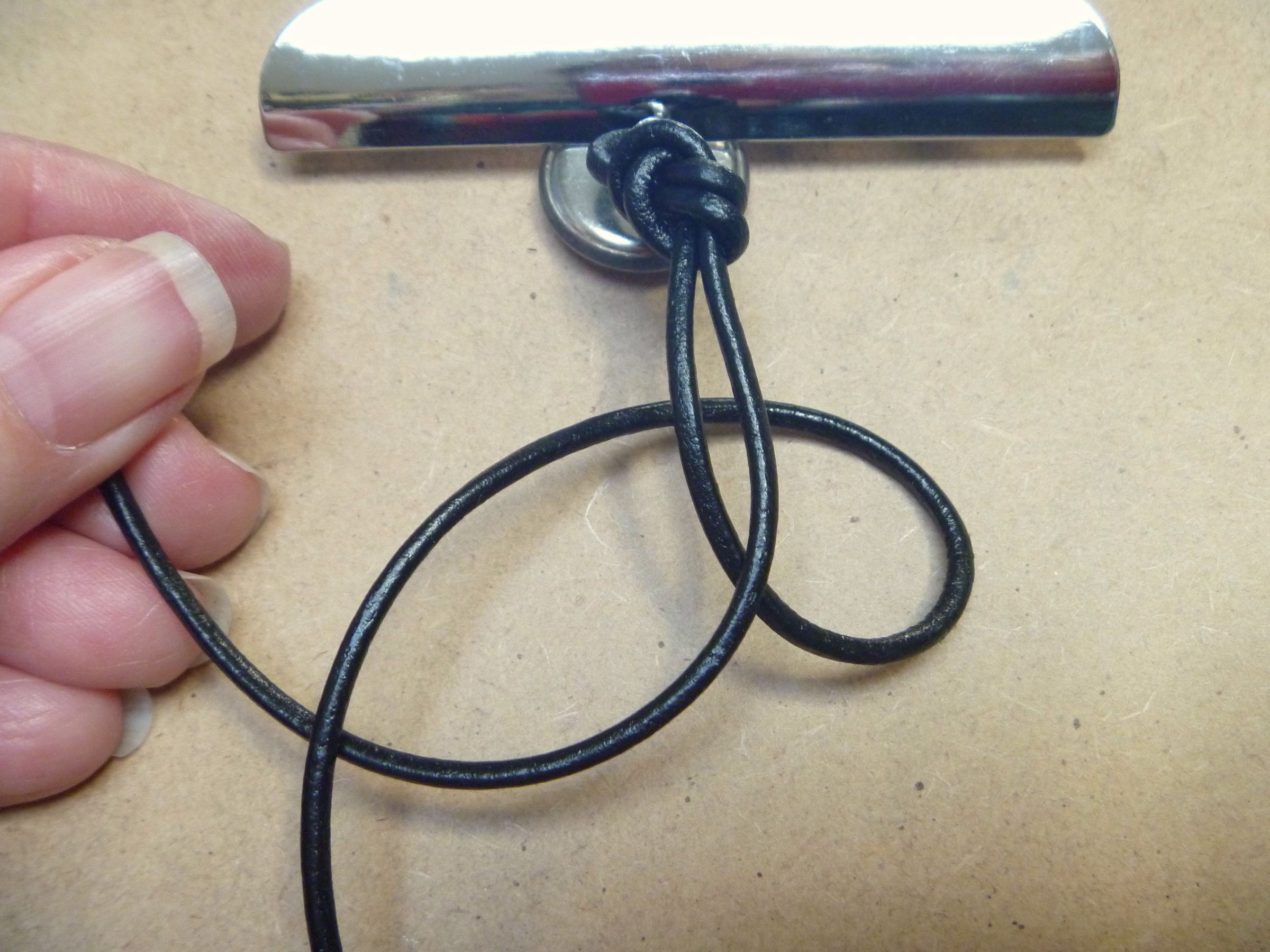 Celtic Knot Macrame Bracelet : 9 Steps (with Pictures) - Instructables