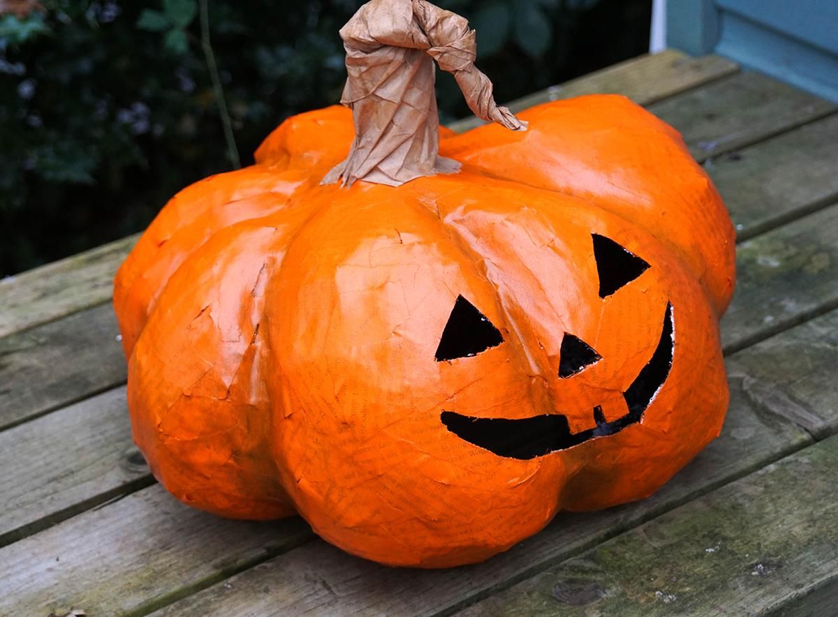 DIY Mod-Roc PUMPKIN ! | How to Make a Large Halloween Prop : 8 Steps ...