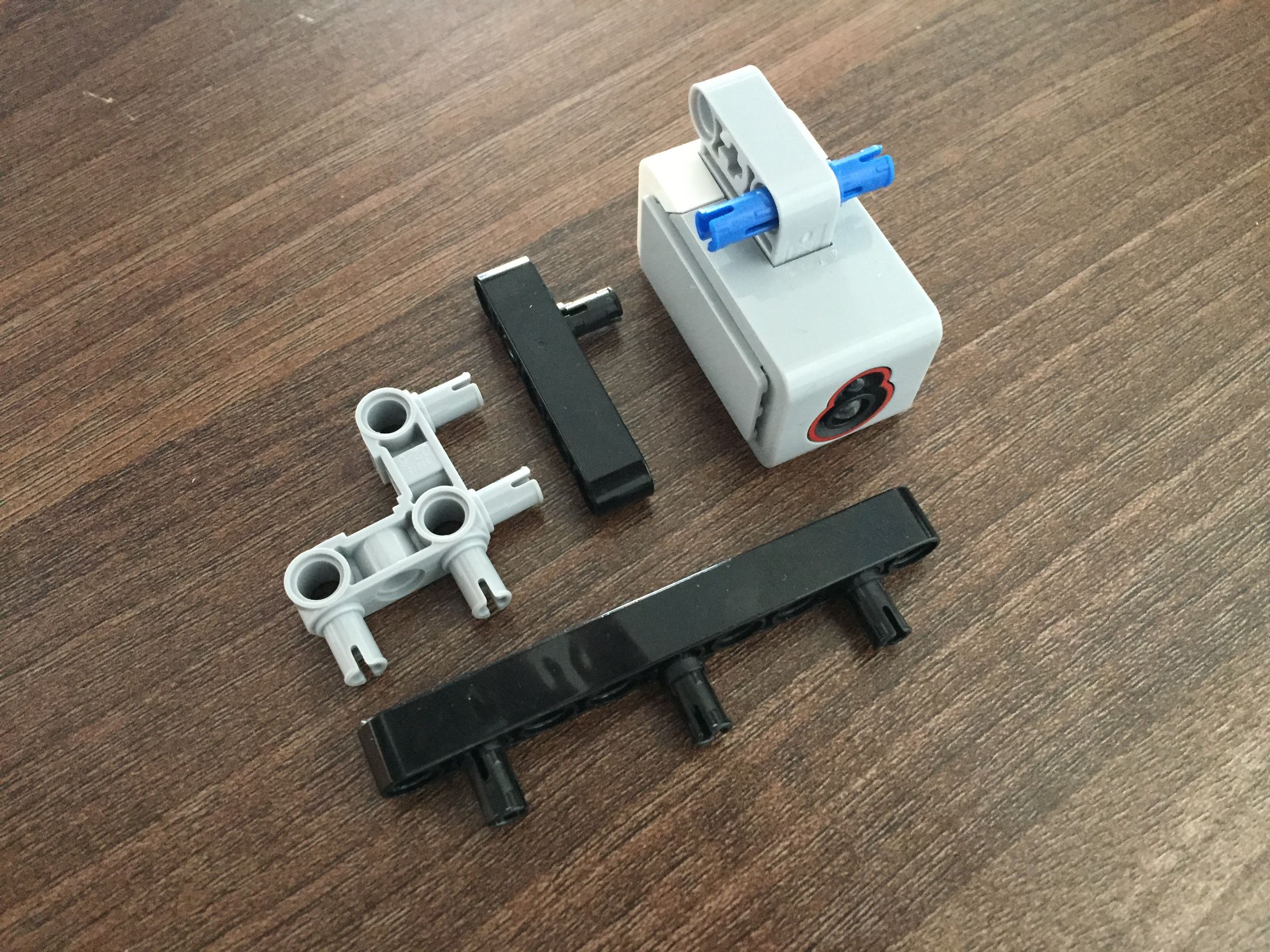 LEGO MINDSTORMS EV3 Color Sorter Programming Using MATLAB & Stateflow ...