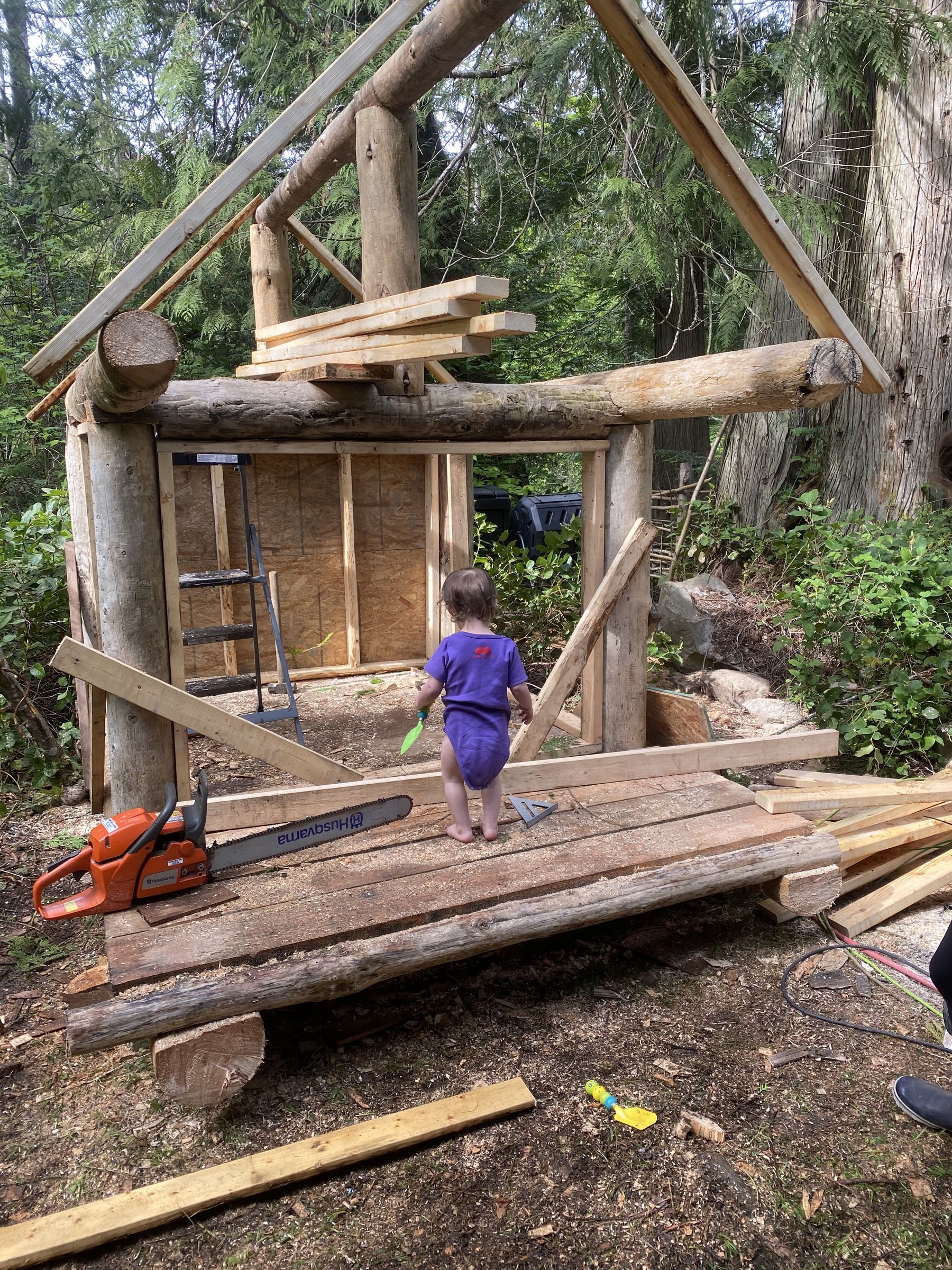 Rustic DIY Play House : 5 Steps (with Pictures) - Instructables