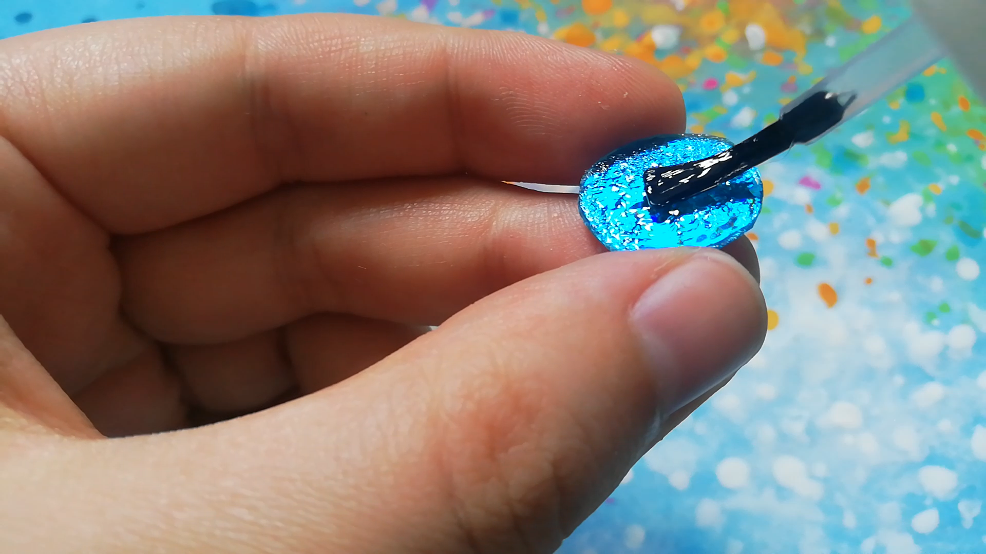Holographic Gemstones From CDs : 9 Steps (with Pictures) - Instructables