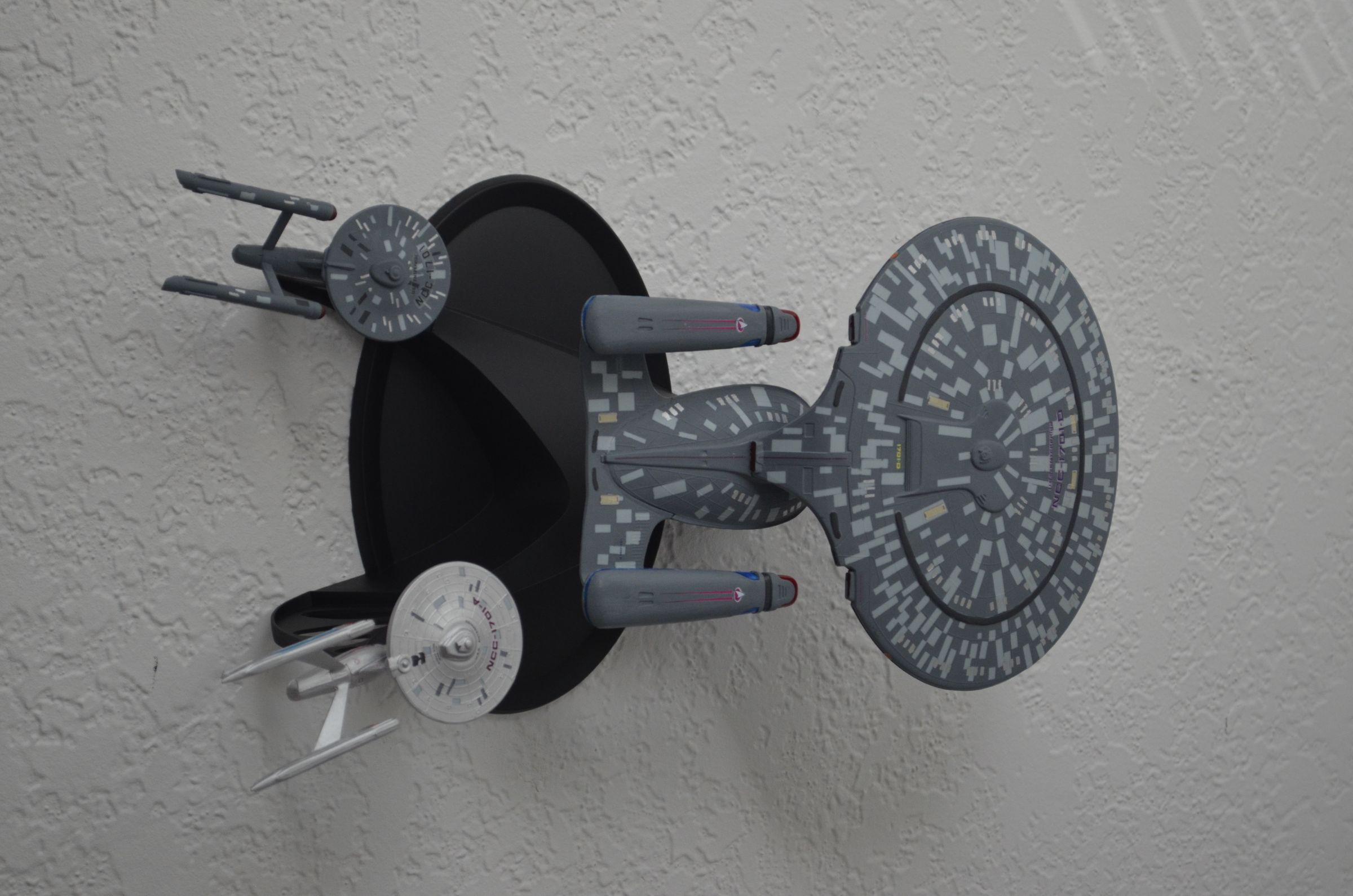 Custom Painting a Starship Model, Aztec-Style-Masking : 4 Steps ...