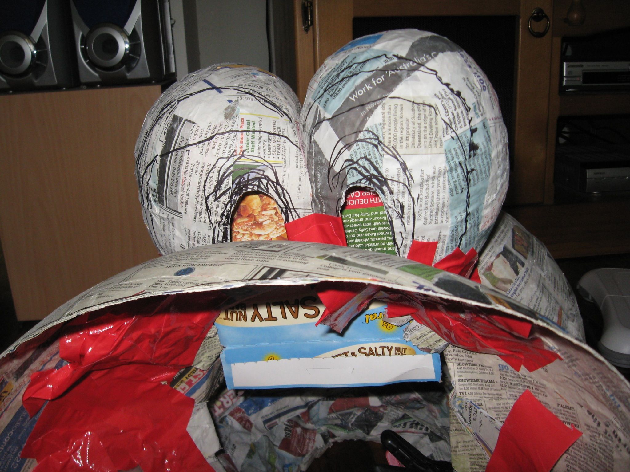 How to Make a Yoshi Costume : 12 Steps (with Pictures) - Instructables