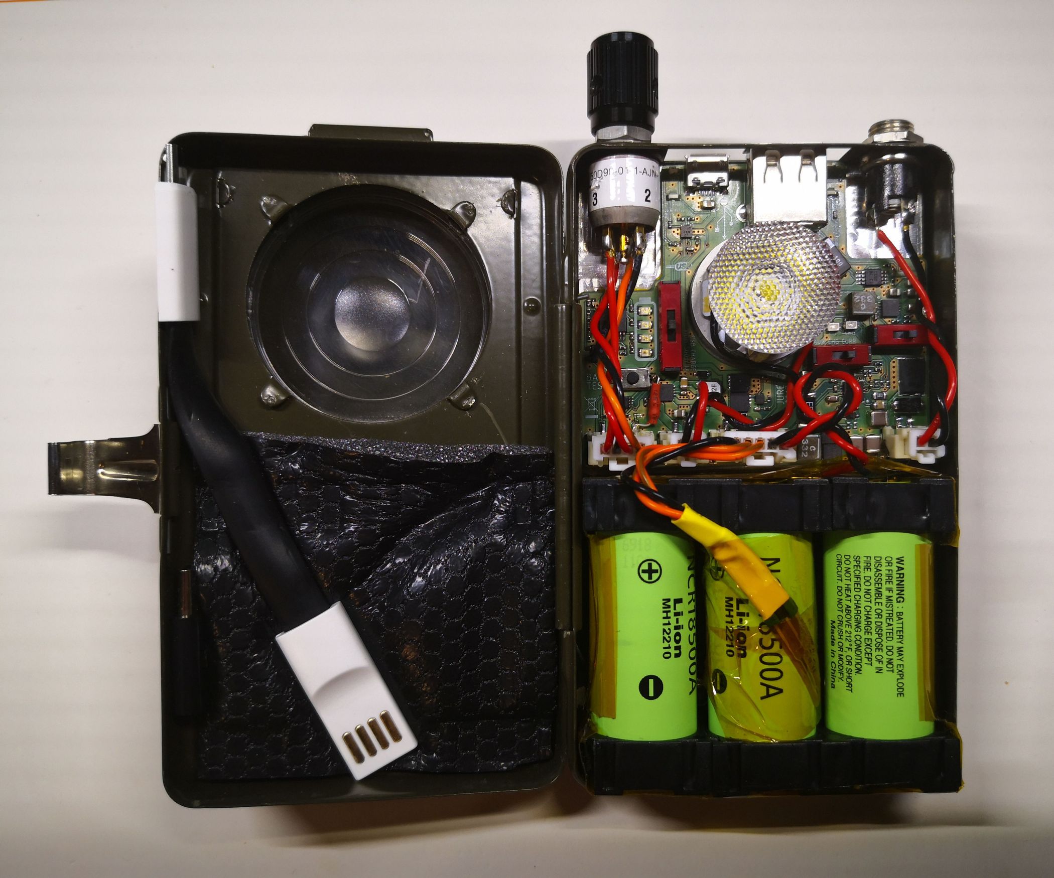 How I Made the Most Advanced Flashlight Ever : 10 Steps (with Pictures ...
