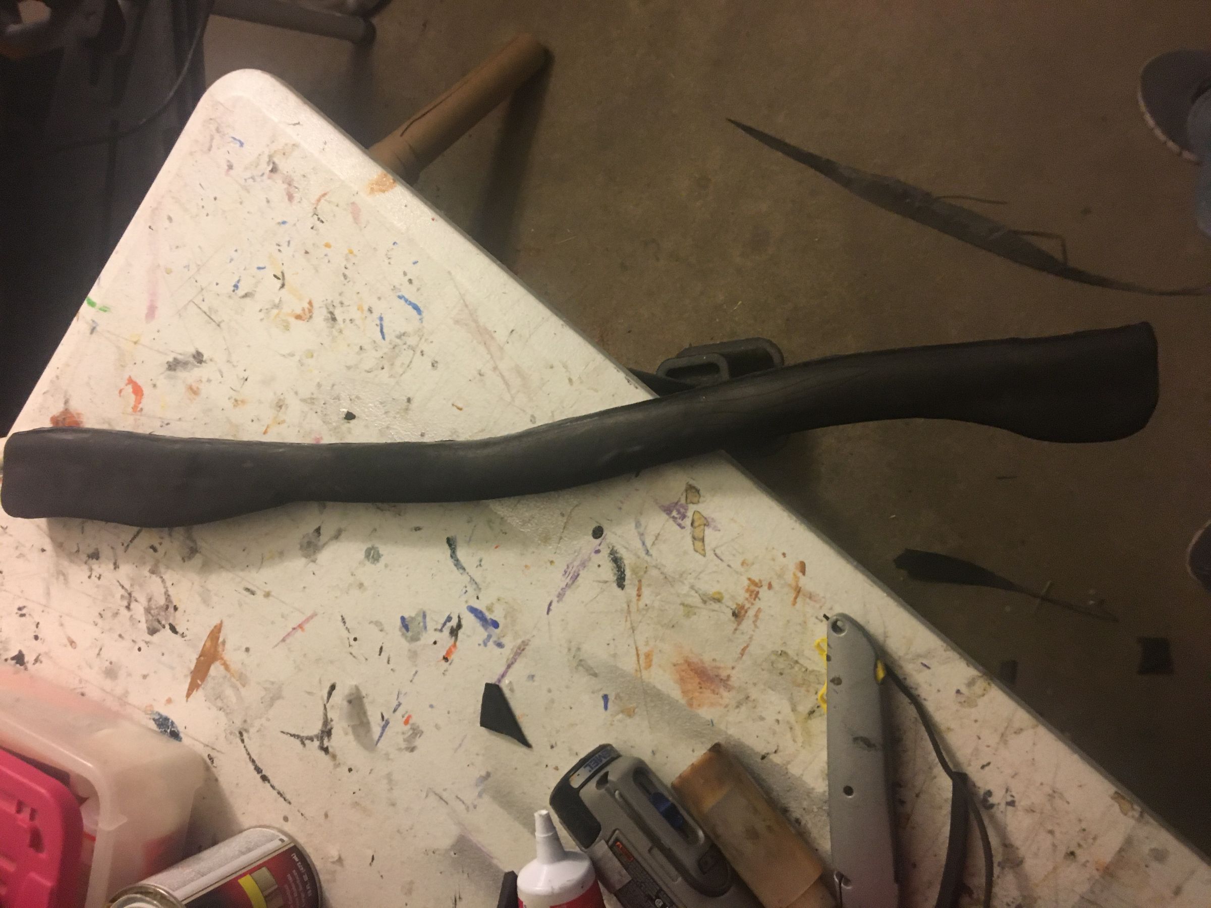 How to Make a Prop Axe : 8 Steps - Instructables