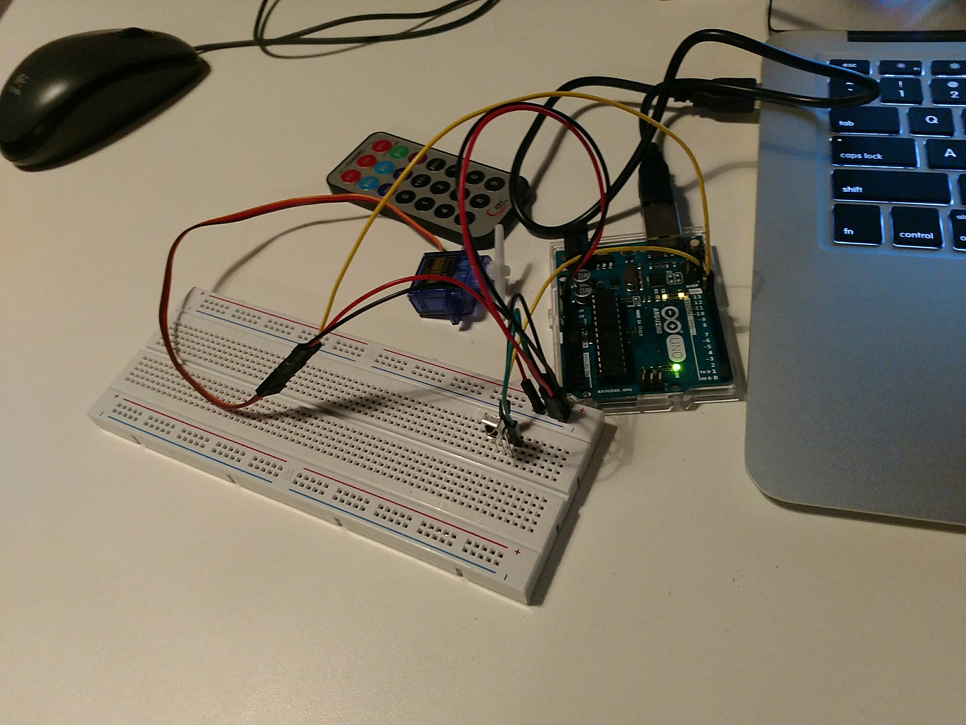 Controlling Servo Motor Using IR Remote Control : 4 Steps (with ...