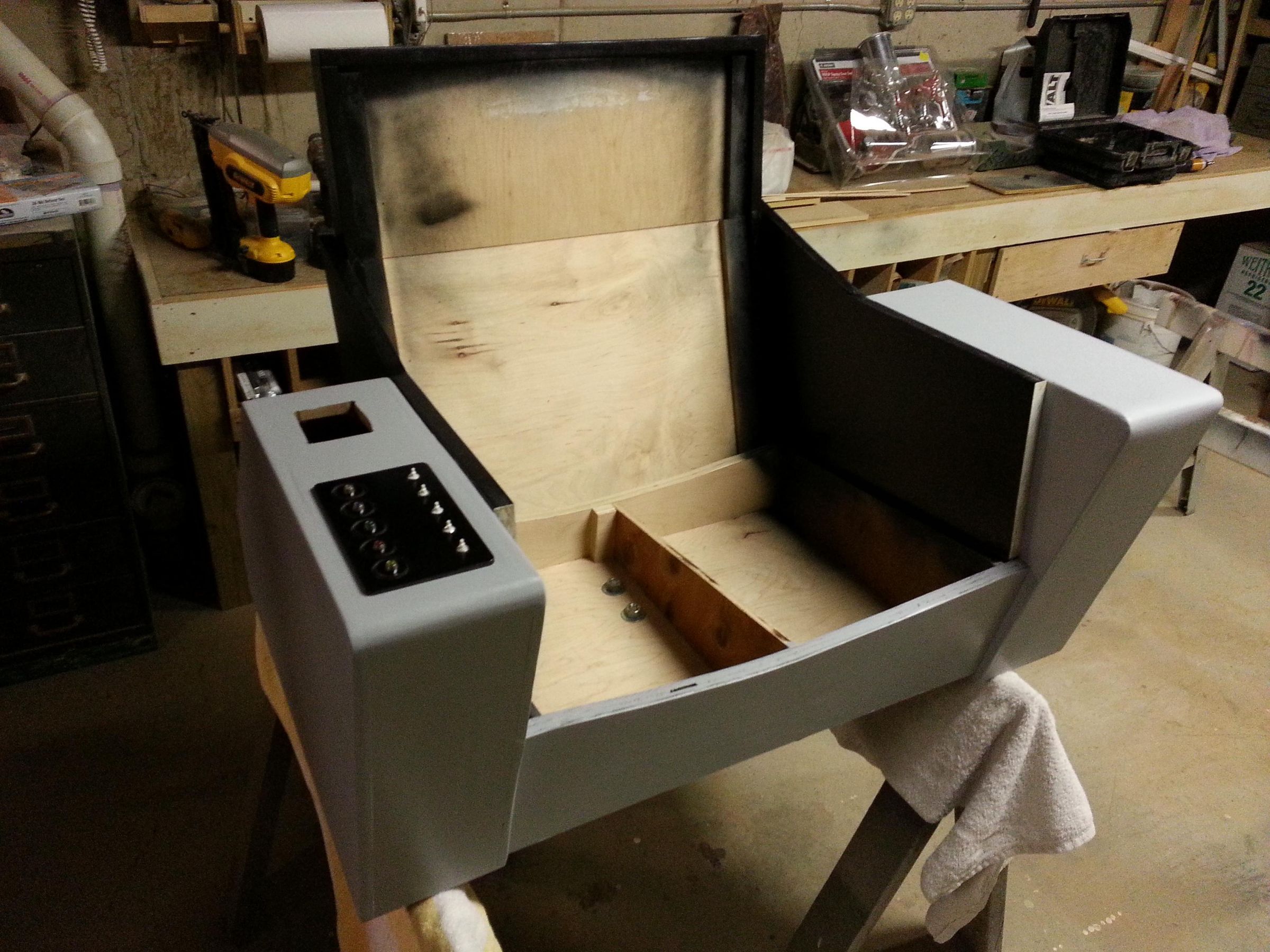 Captain Kirks Star Trek Chair With Sound : 7 Steps (with Pictures ...