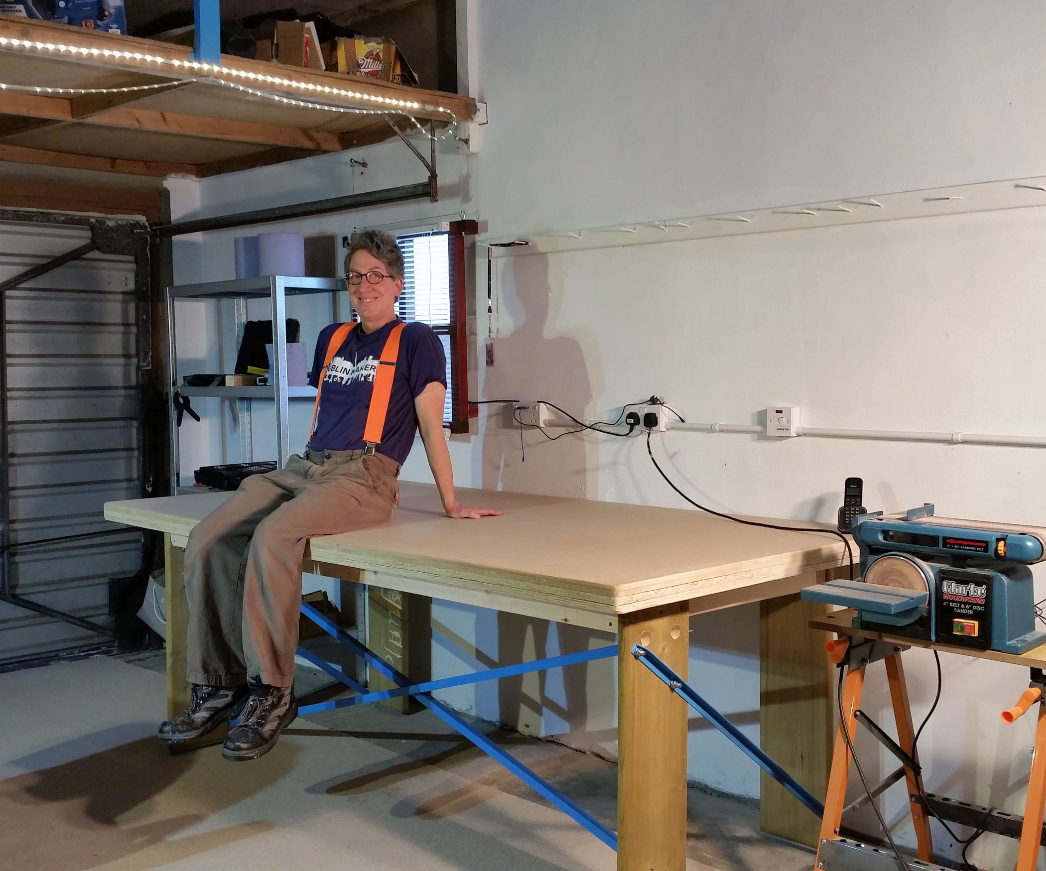 Very STURDY and Flat 4'x8' Workbench Table : 10 Steps (with Pictures ...