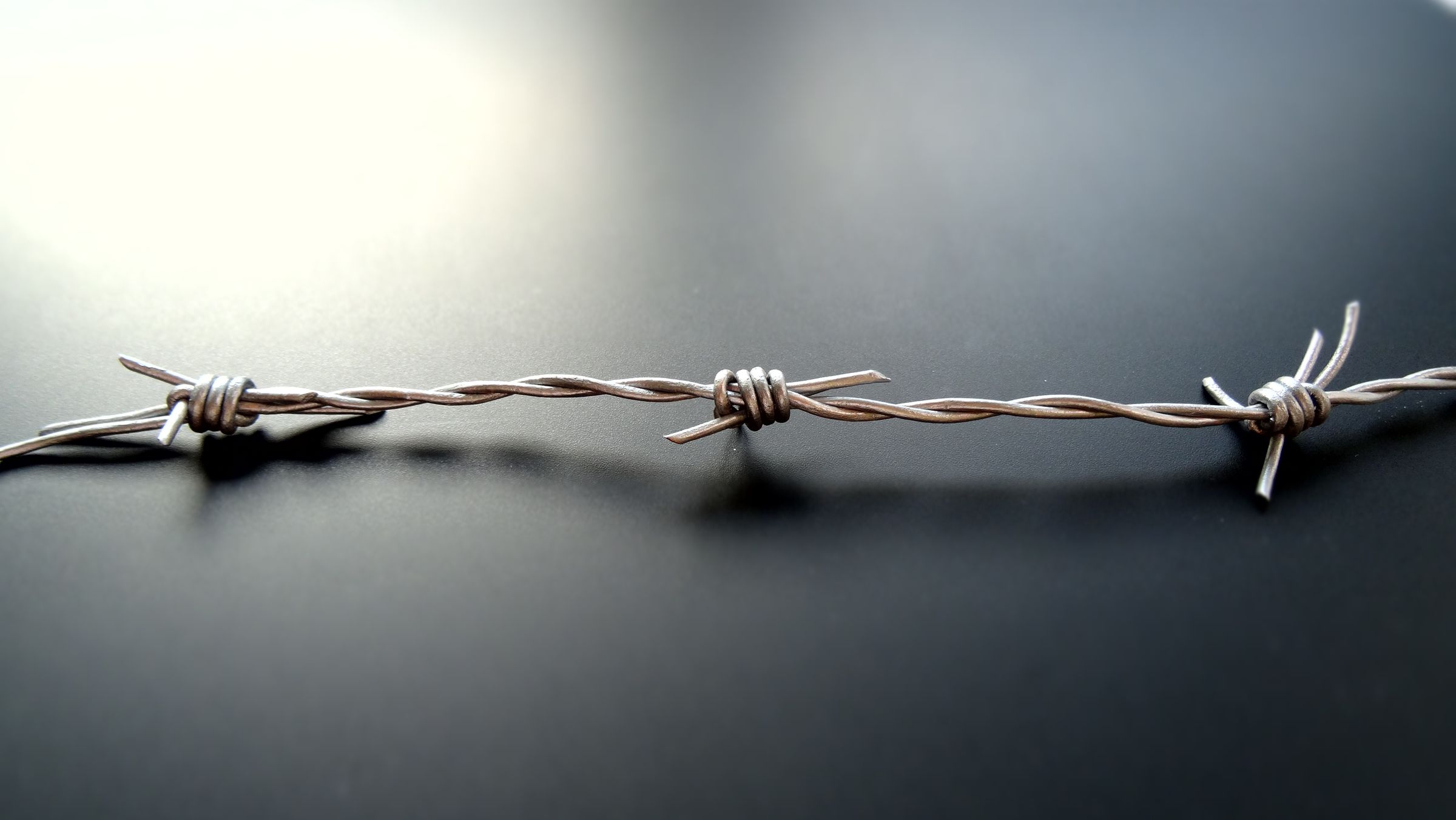 How to Make Fake Barbed Wire With Leather : 4 Steps (with Pictures ...