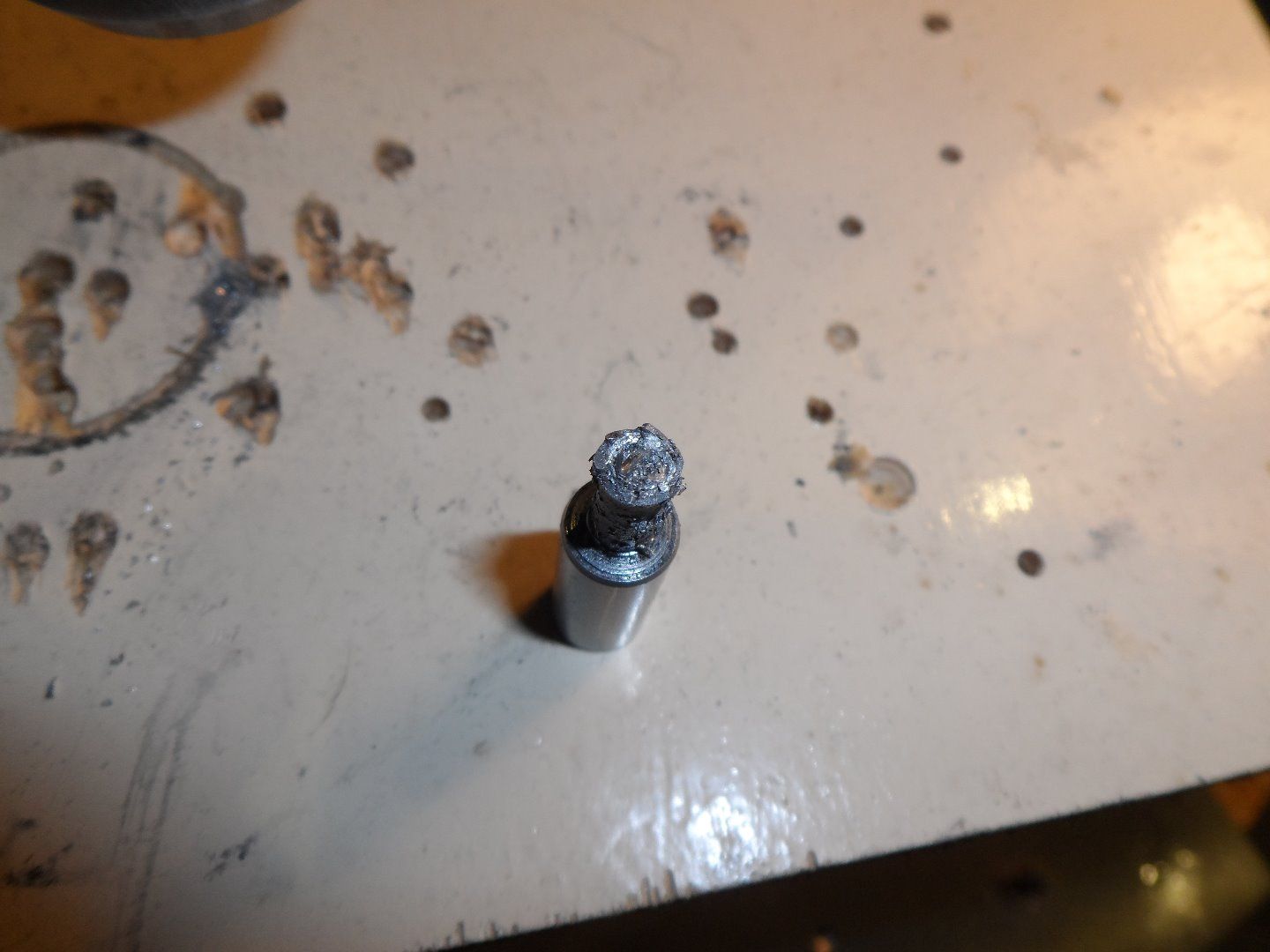 Extracting a Broken Threading Tap (with Pictures) - Instructables