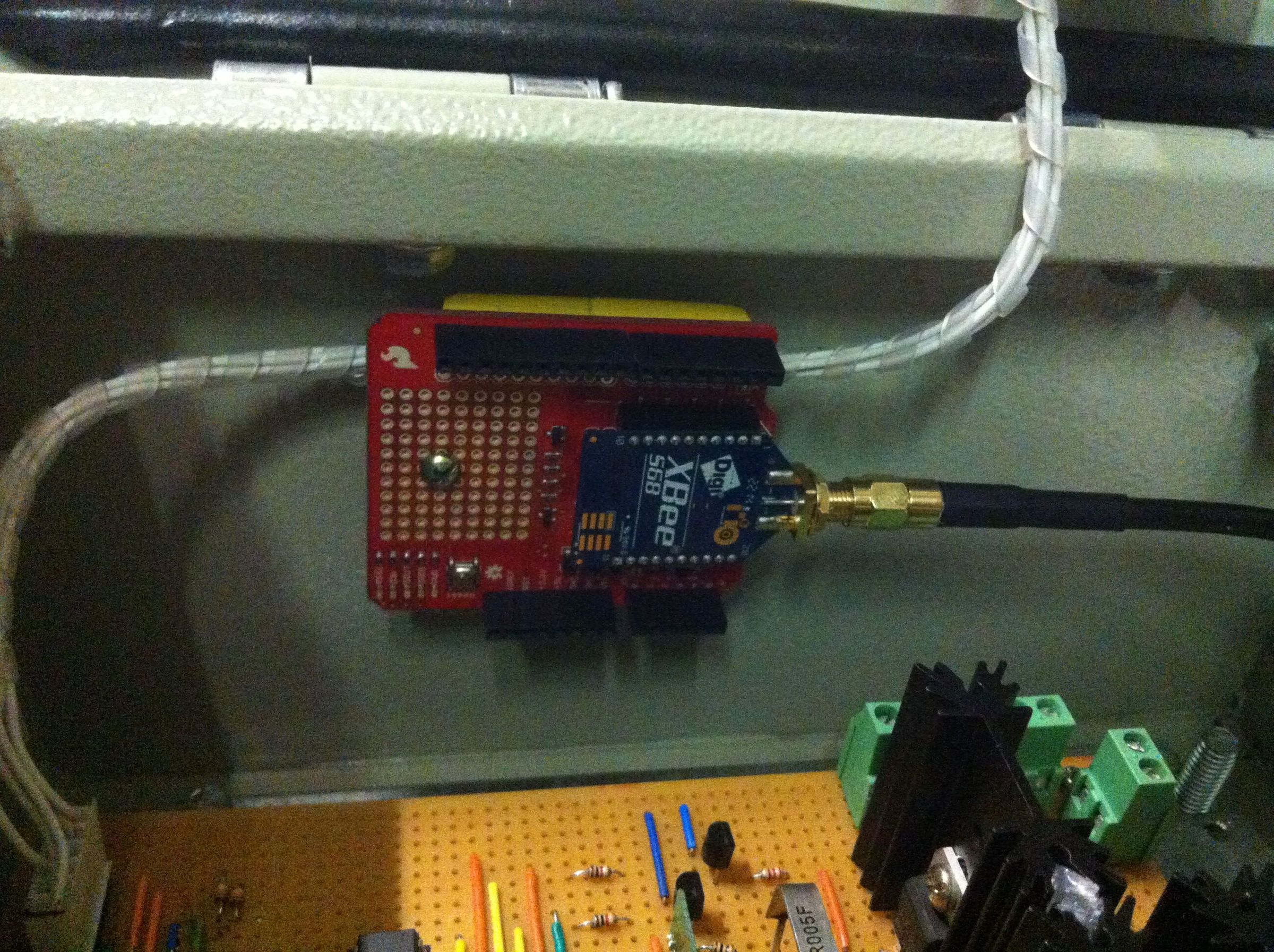 Arduino Solar Charge Controller + Output Control and Data Logging Online With Xbee WiFi : 9 ...
