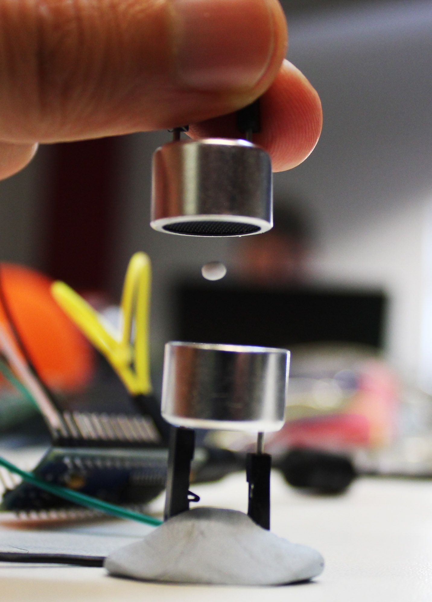 Acoustic Levitator : 26 Steps (with Pictures) - Instructables