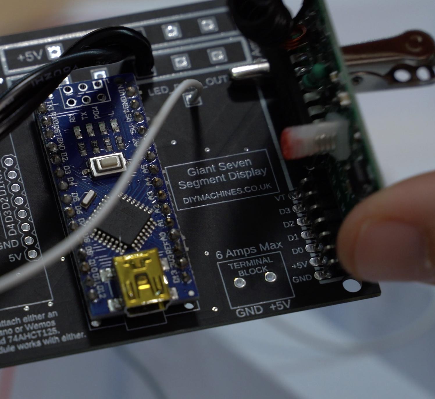 Build a Super-sized Expandable Seven Segment Display : 28 Steps (with ...