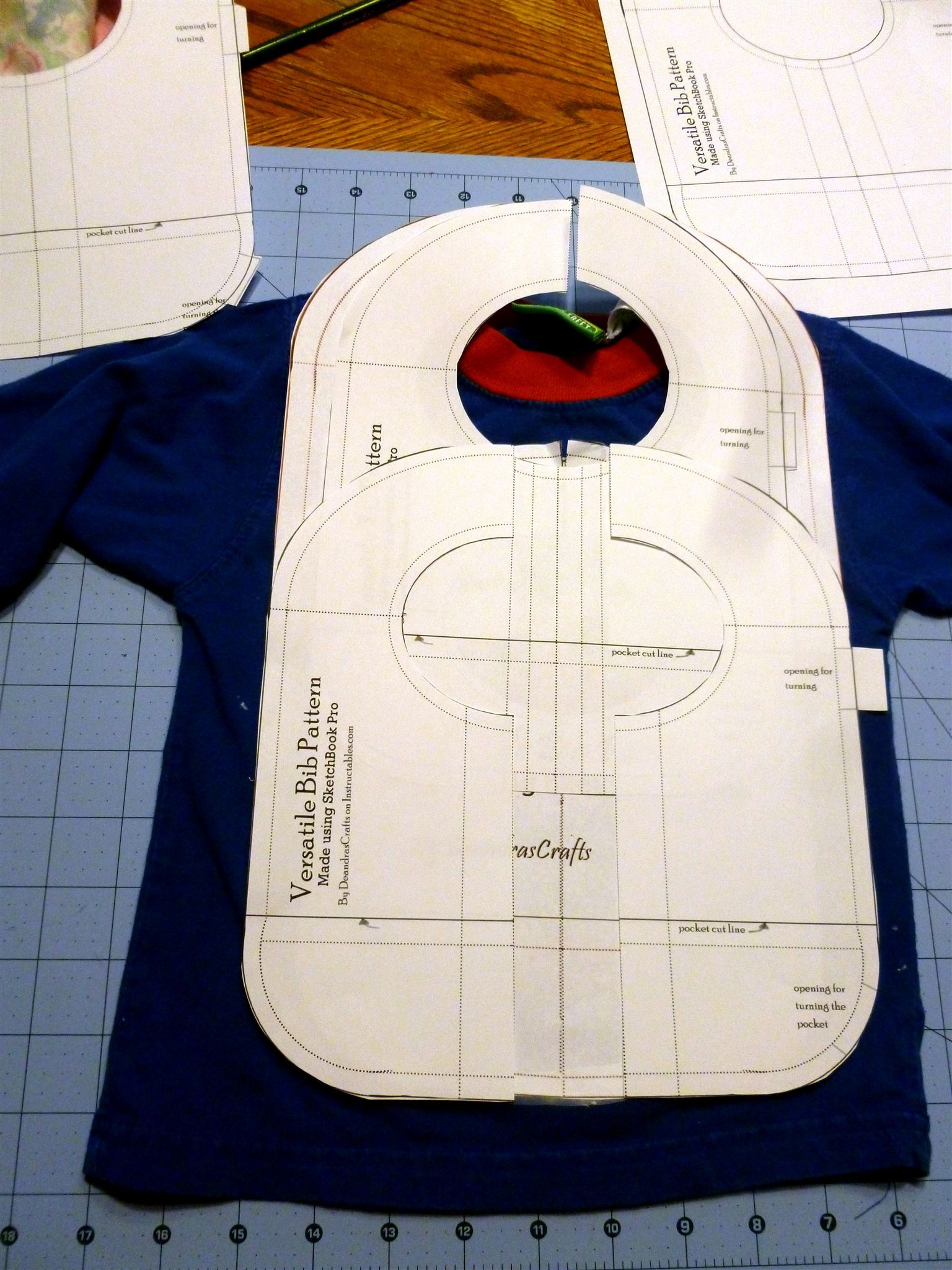 Recycled Clothes Bib With Versatile Pattern : 7 Steps (with Pictures ...