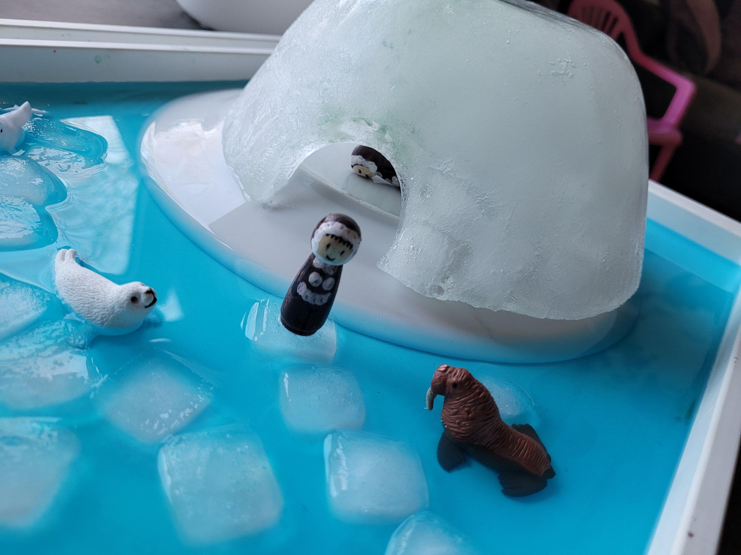 Easy Igloo for Arctic Diorama : 7 Steps (with Pictures) - Instructables