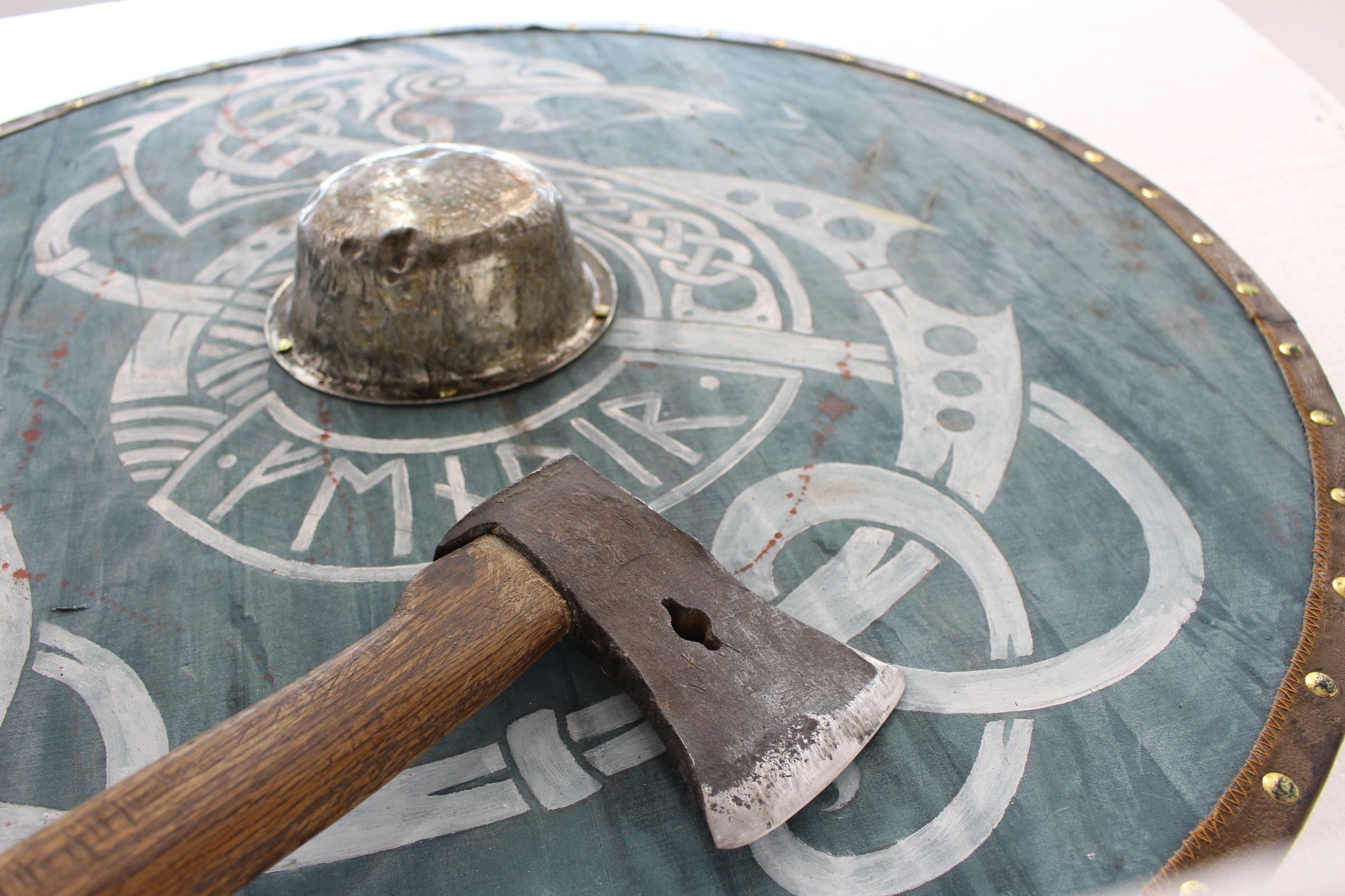 Epic Viking Shield : 6 Steps (with Pictures) - Instructables