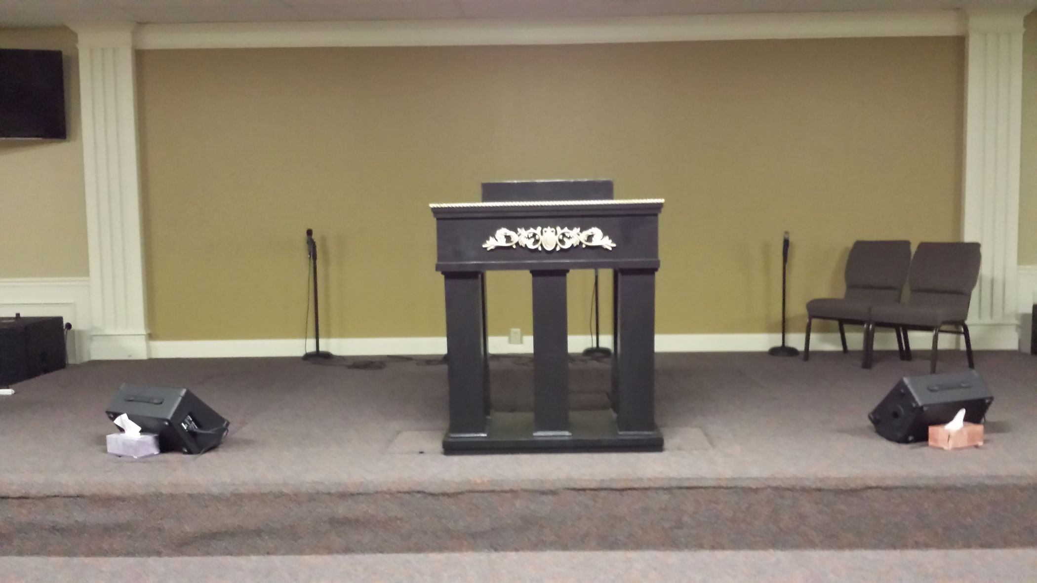 Modern-Style Pulpit : 9 Steps - Instructables