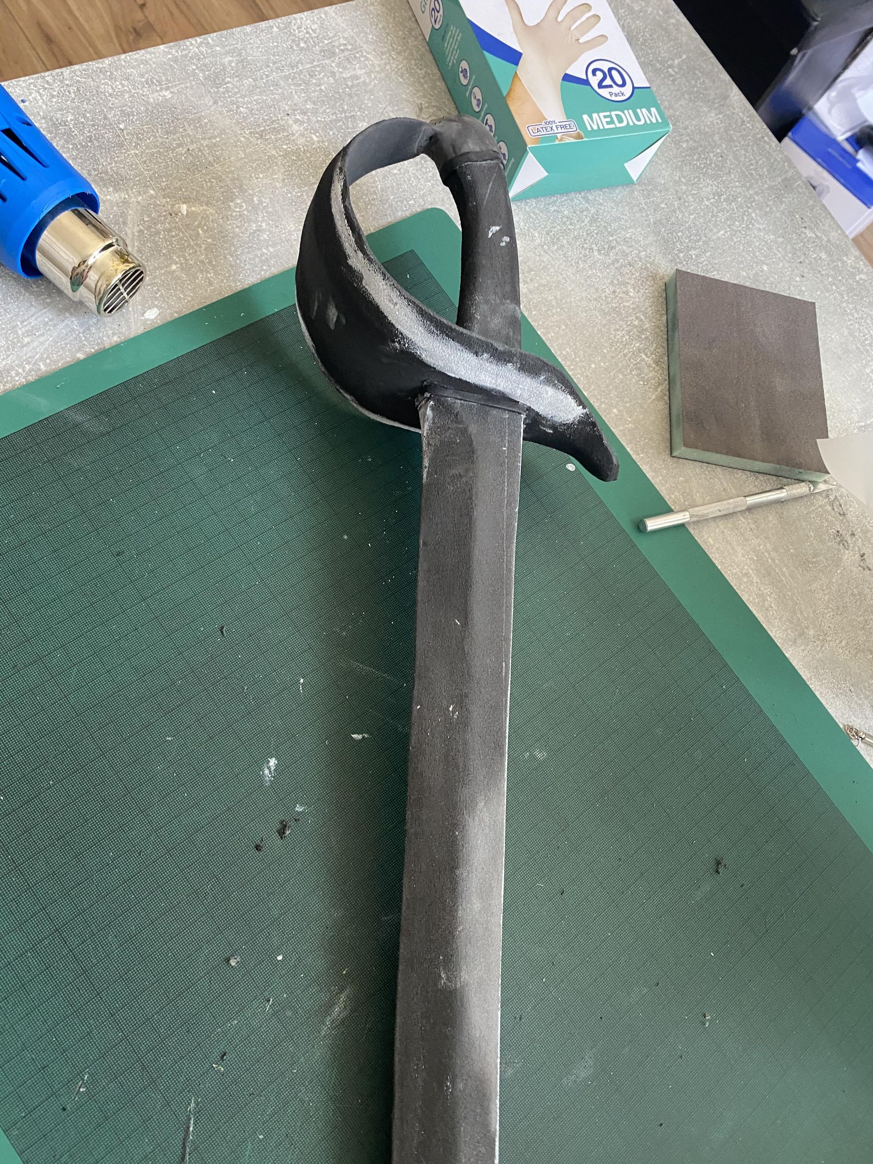 How to Make a LARP Safe Pirate Cutlass : 28 Steps (with Pictures ...