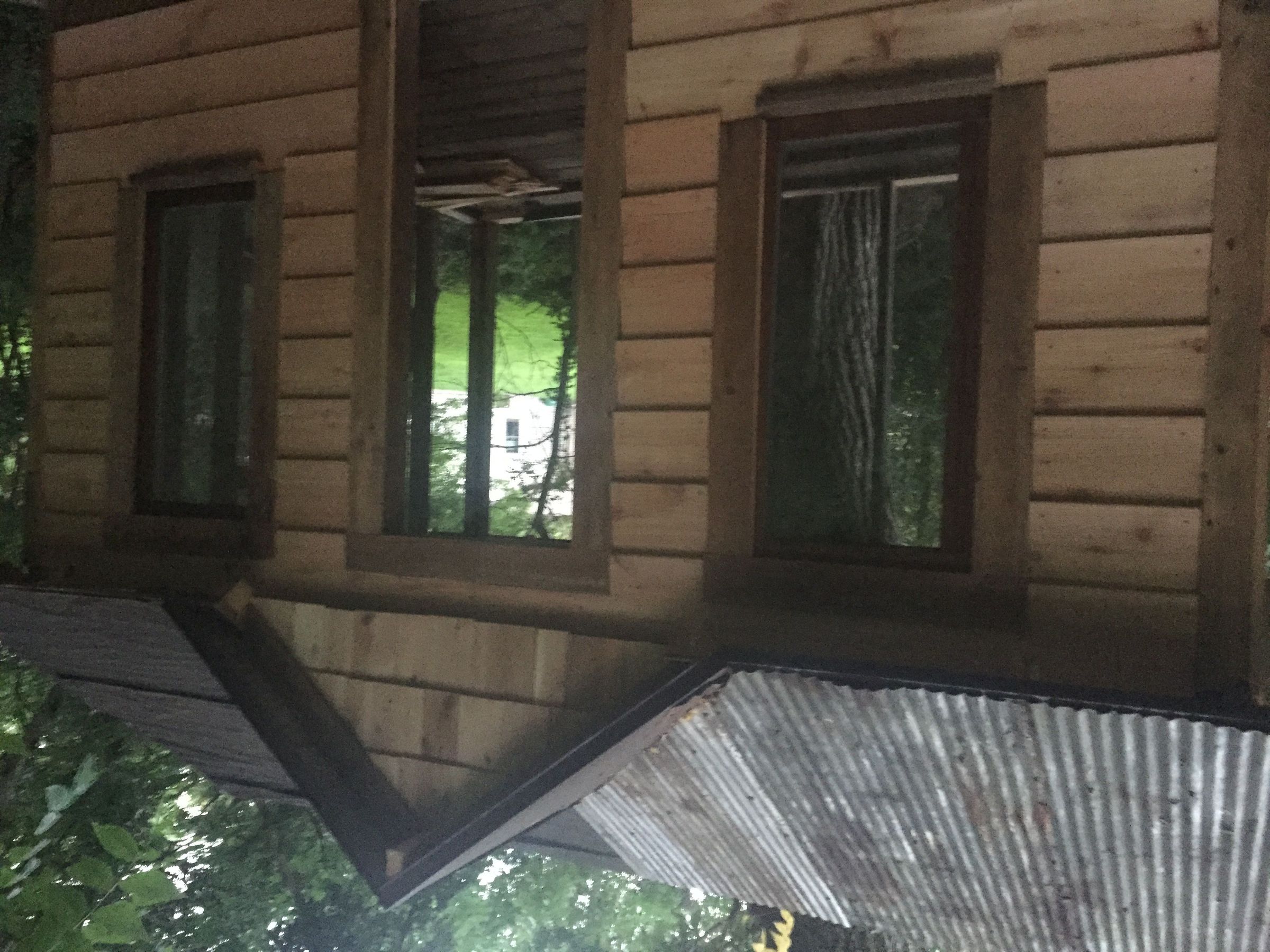 Our Reclaimed TreeHouse : 9 Steps (with Pictures) - Instructables