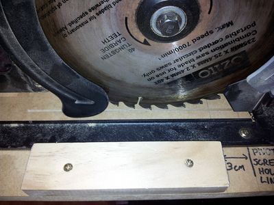 Circular Saw Mitre Box : 10 Steps (with Pictures) - Instructables