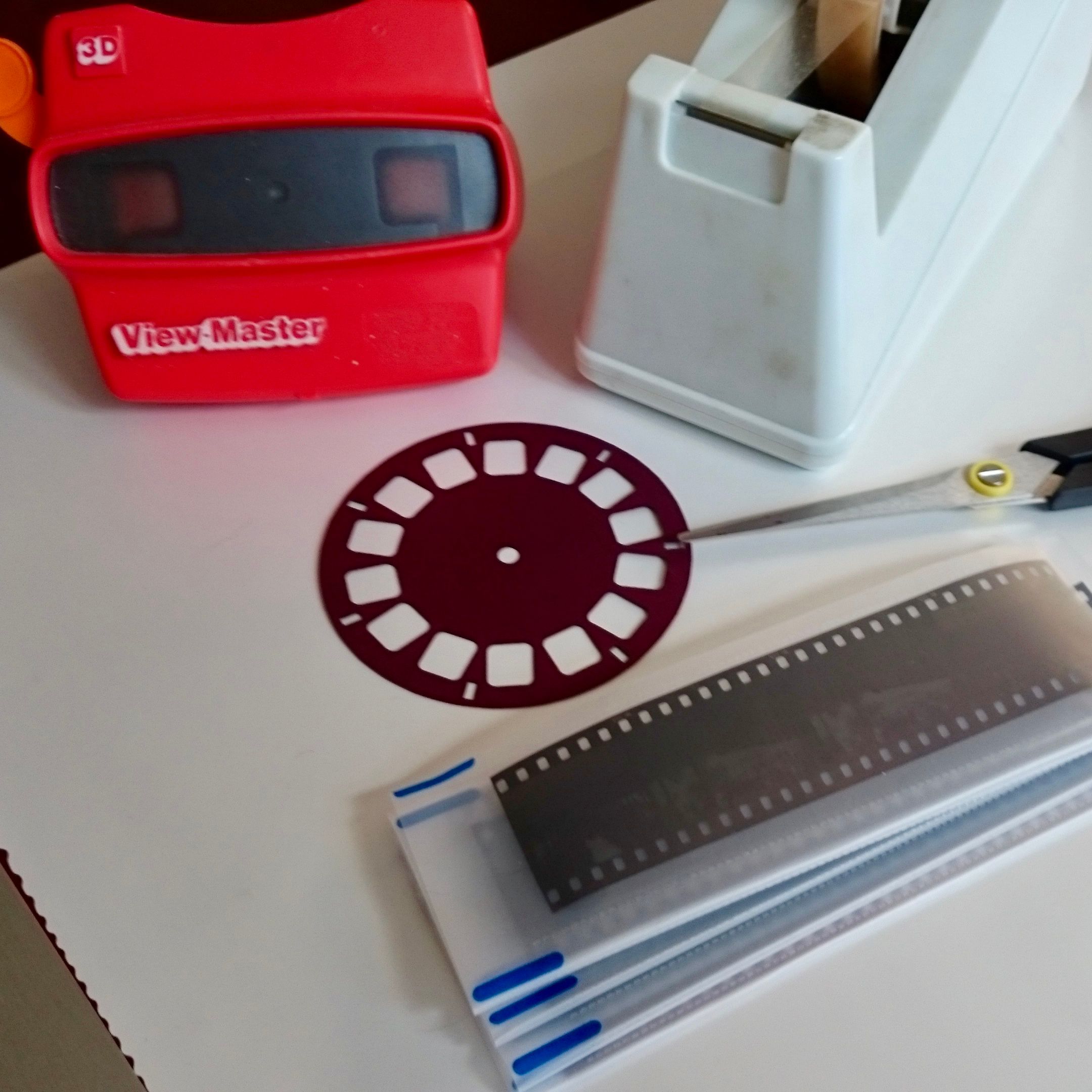 DIY Viewmaster Reels : 7 Steps (with Pictures) - Instructables