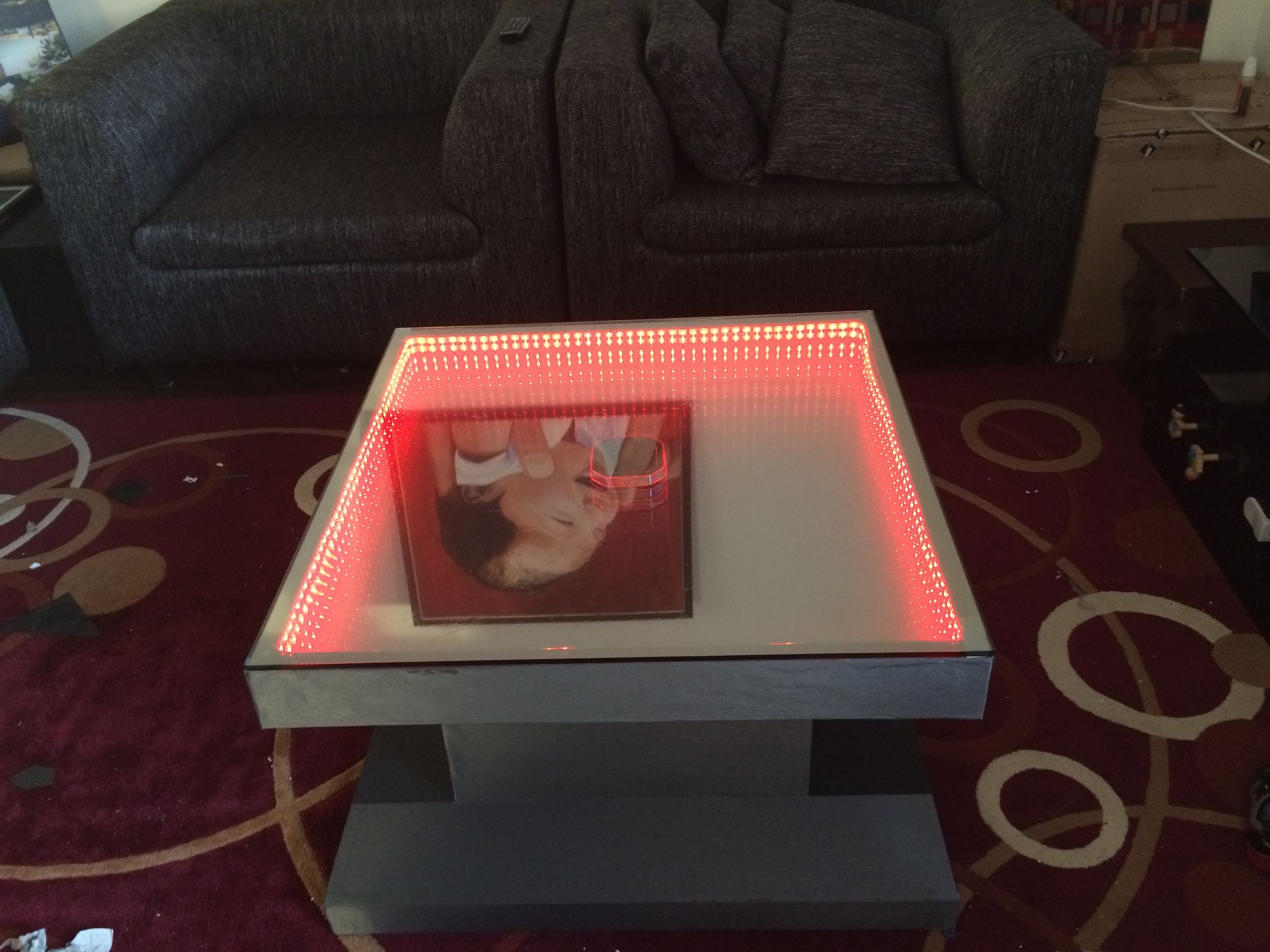 Infinity Mirror Table - the Easy Version : 6 Steps (with Pictures ...