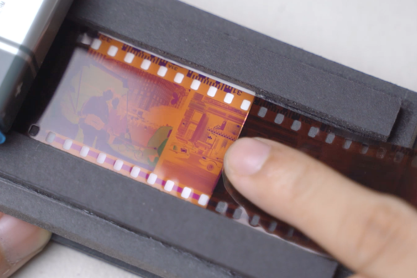 DIY Cardboard Smartphone Film Scanner : 19 Steps (with Pictures ...