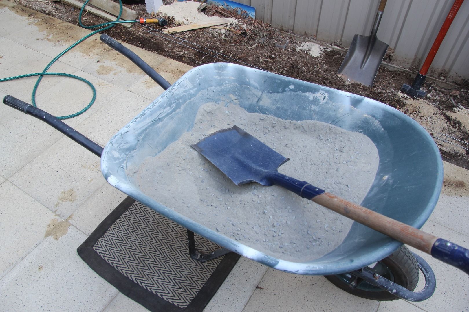 How to Lay Pavers : 10 Steps (with Pictures) - Instructables