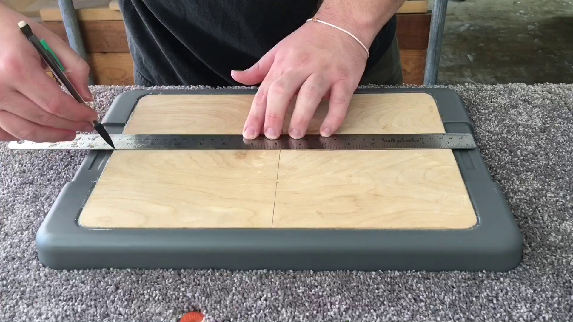 Dust Free Sanding Using a Storage Container : 15 Steps (with Pictures ...