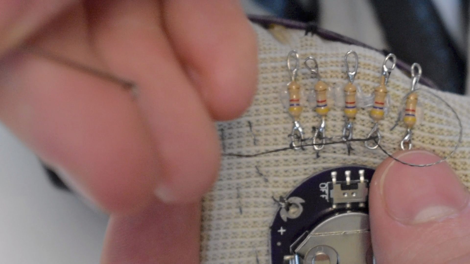Flex Sensor Glove : 7 Steps - Instructables