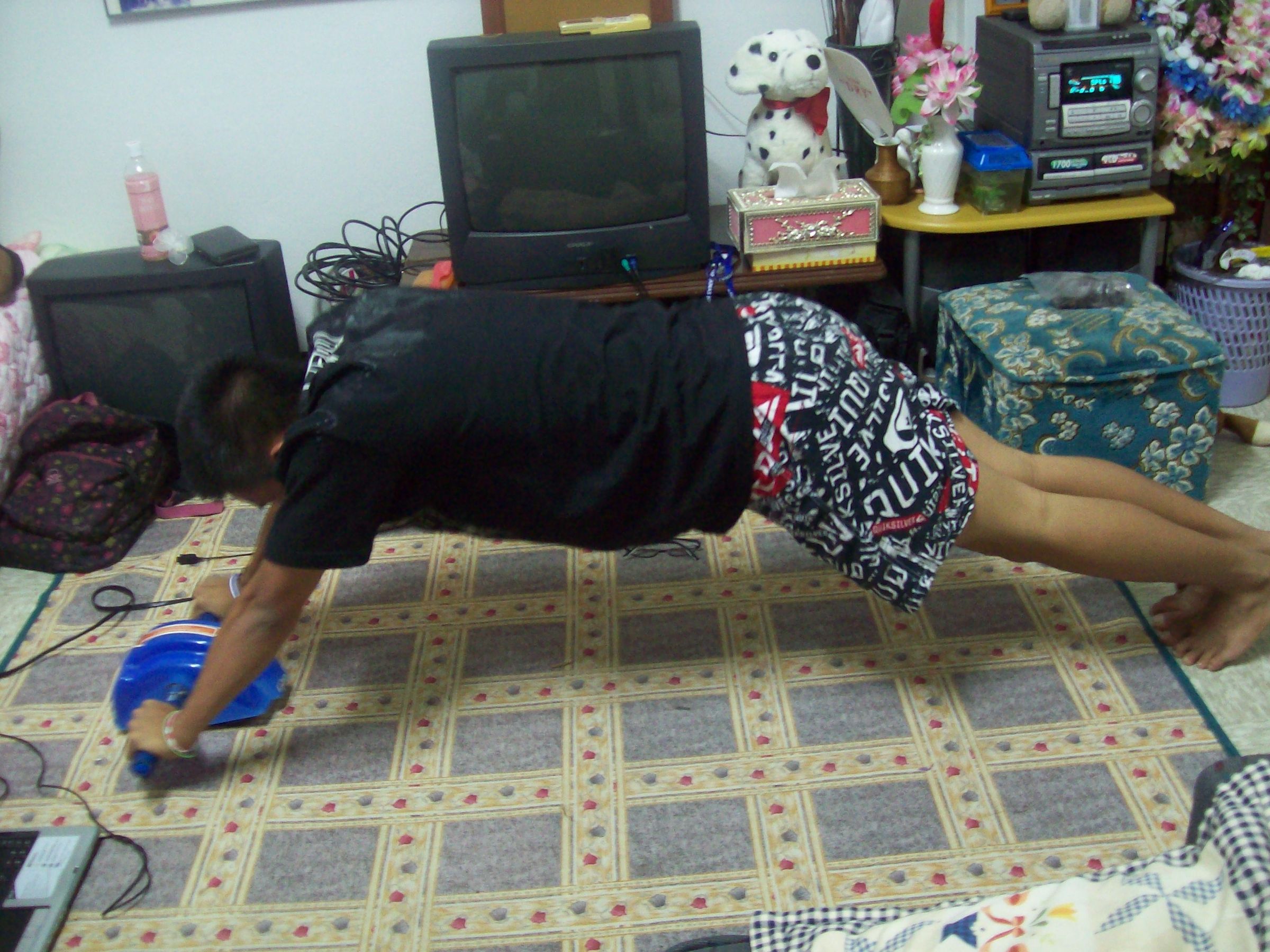 Ab Slide Workout : 5 Steps - Instructables