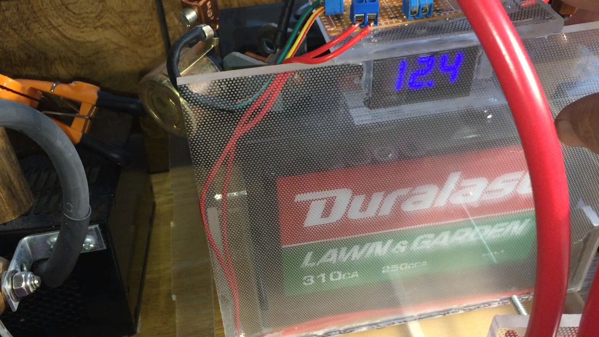 Easy DIY 12V 220CCA 340CA Car Battery 18650 Tab Spot Welder (#4th Build ...