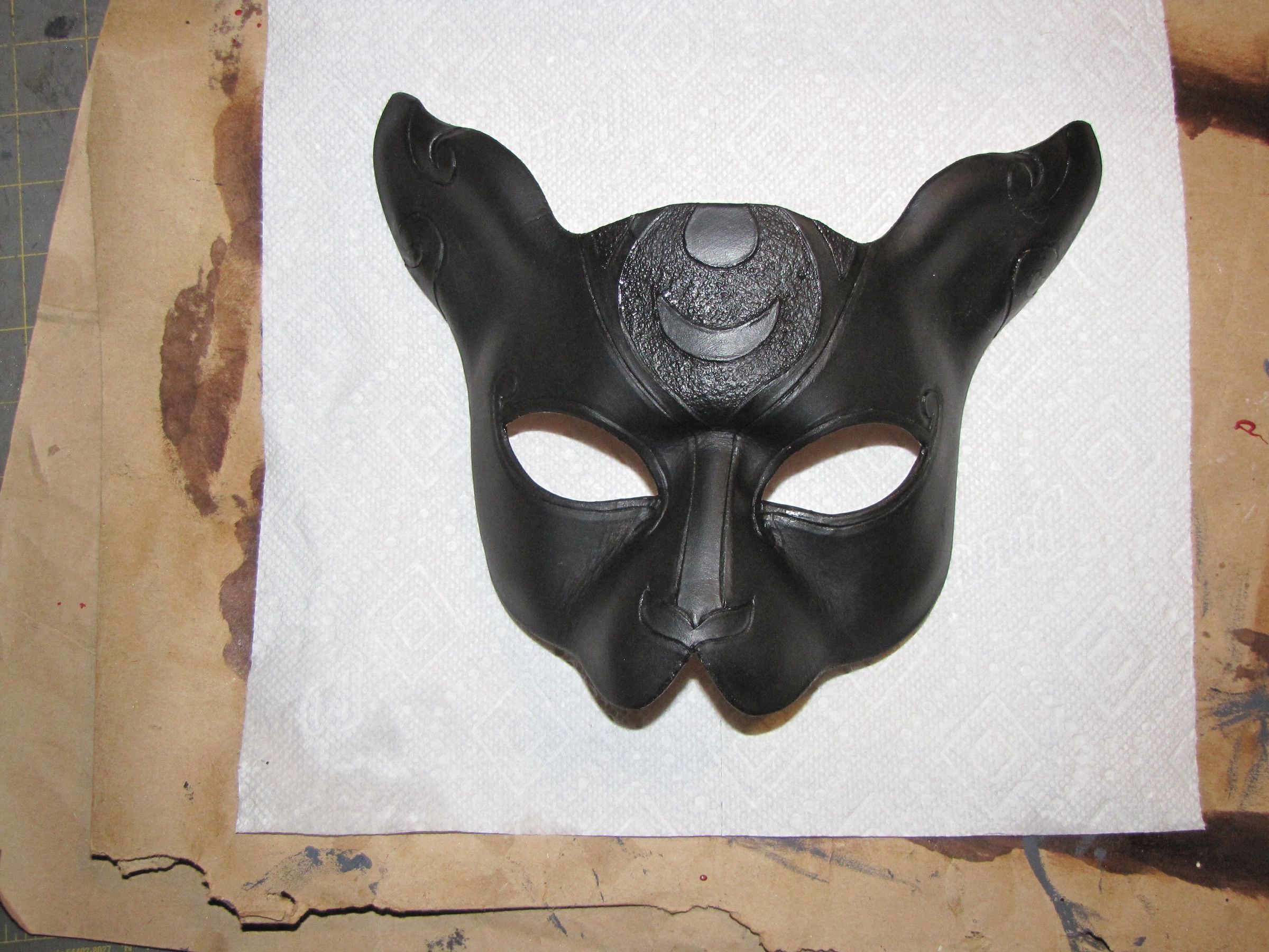 Sculpted Leather Mask Tutorial : 9 Steps (with Pictures) - Instructables